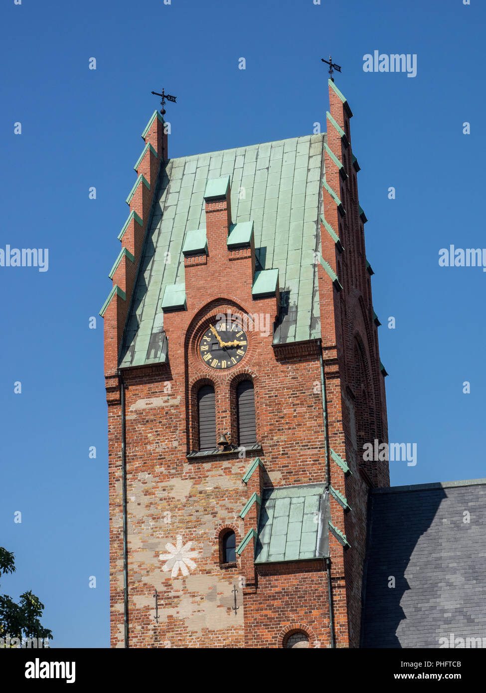 Gable roof church hi-res stock photography and images - Alamy