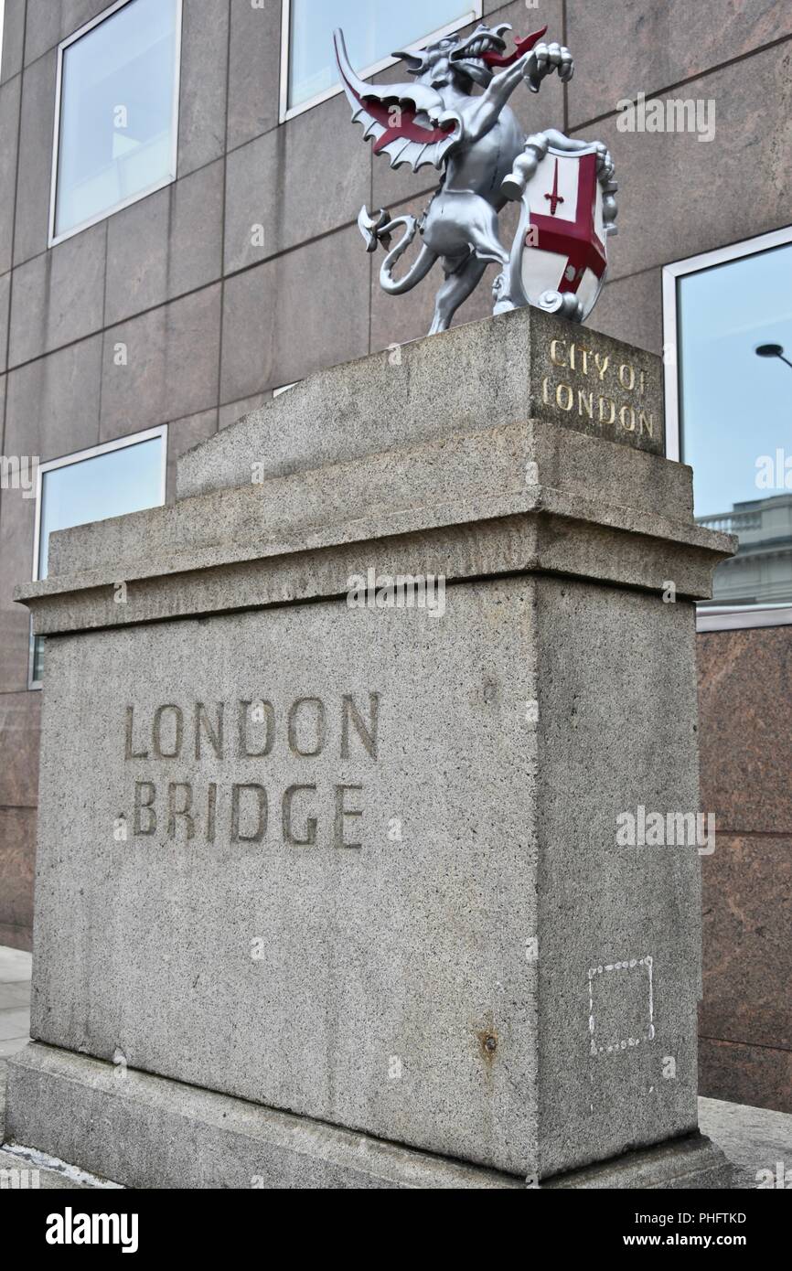 This famous and historic London Bridge spanning the River Thames ...