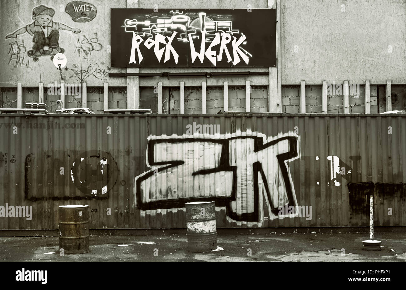 Rock environment hi-res stock photography and images - Alamy