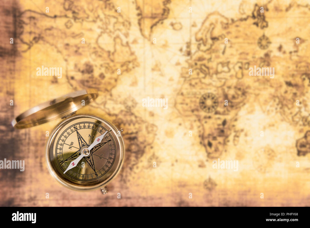 Ancient compass hi-res stock photography and images - Alamy