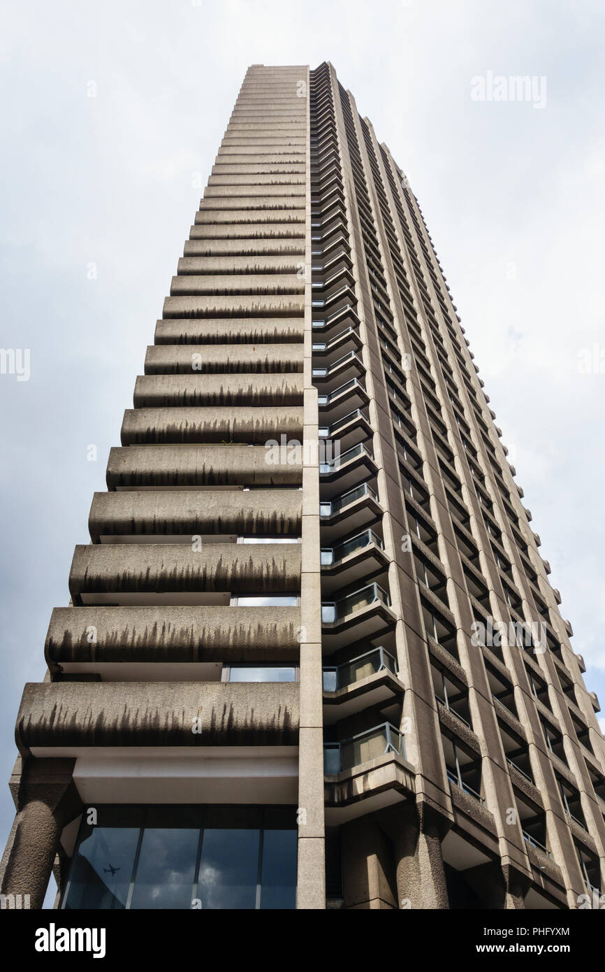 43 Storey Tower High Resolution Stock Photography and Images - Alamy