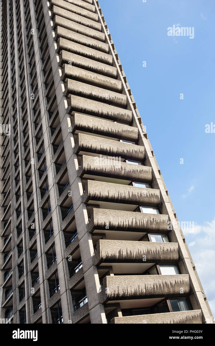 Modernist tower hi-res stock photography and images - Alamy