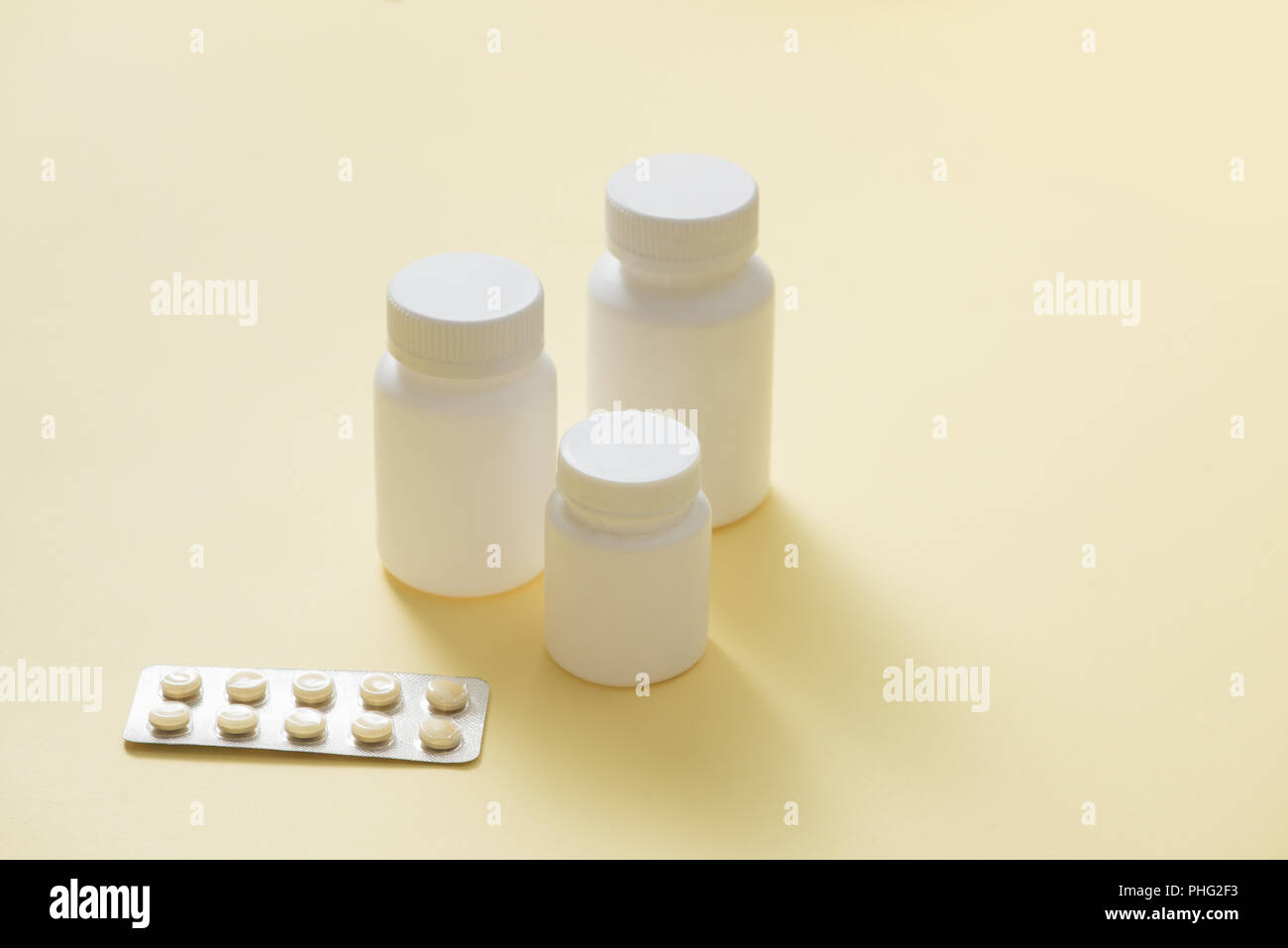 Allergy to medicines hi-res stock photography and images - Alamy
