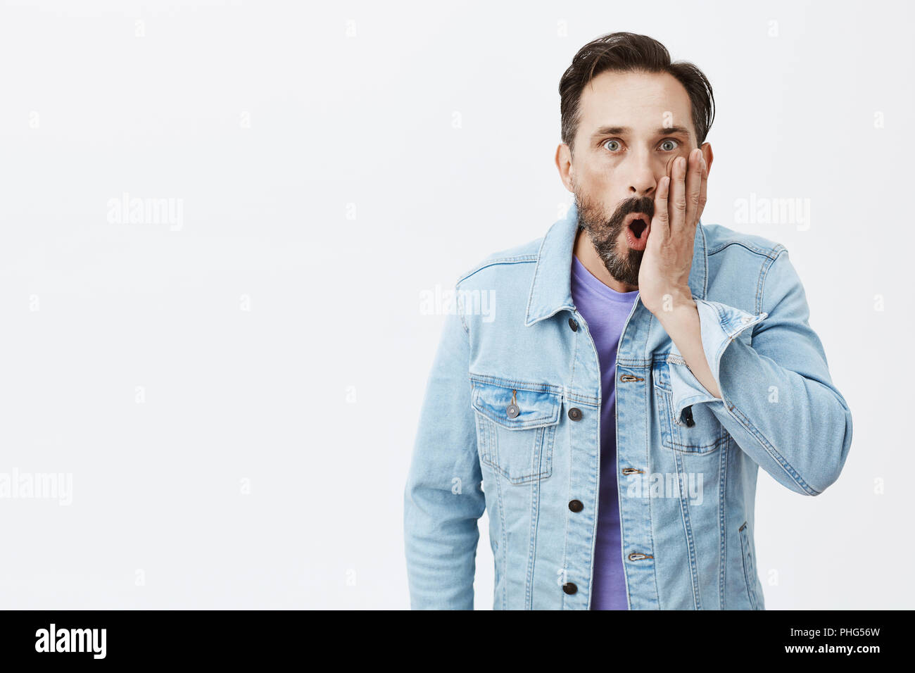 Stunned surprised hi-res stock photography and images - Alamy