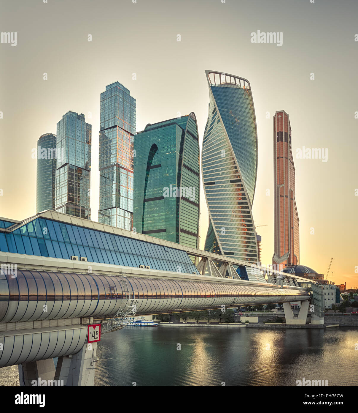 Moscow city business center bagration hi-res stock photography and ...