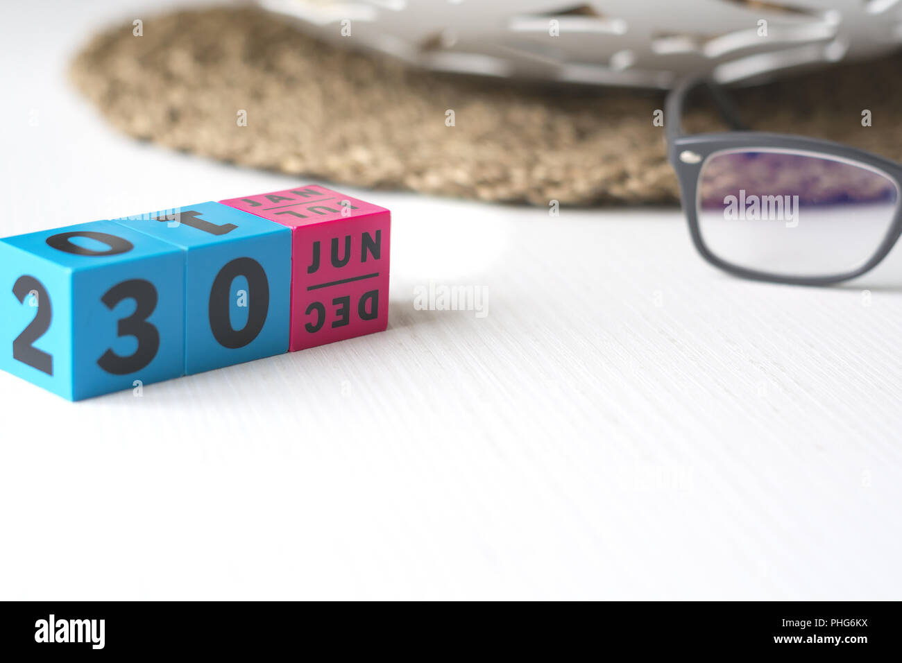 June 30 calendar date hi-res stock photography and images - Alamy