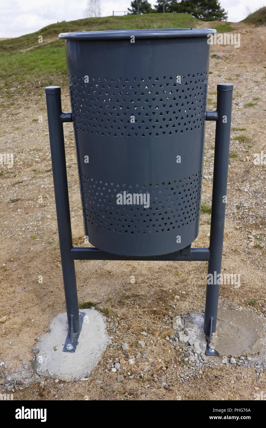 Recycle bin on beach Stock Photo - Alamy
