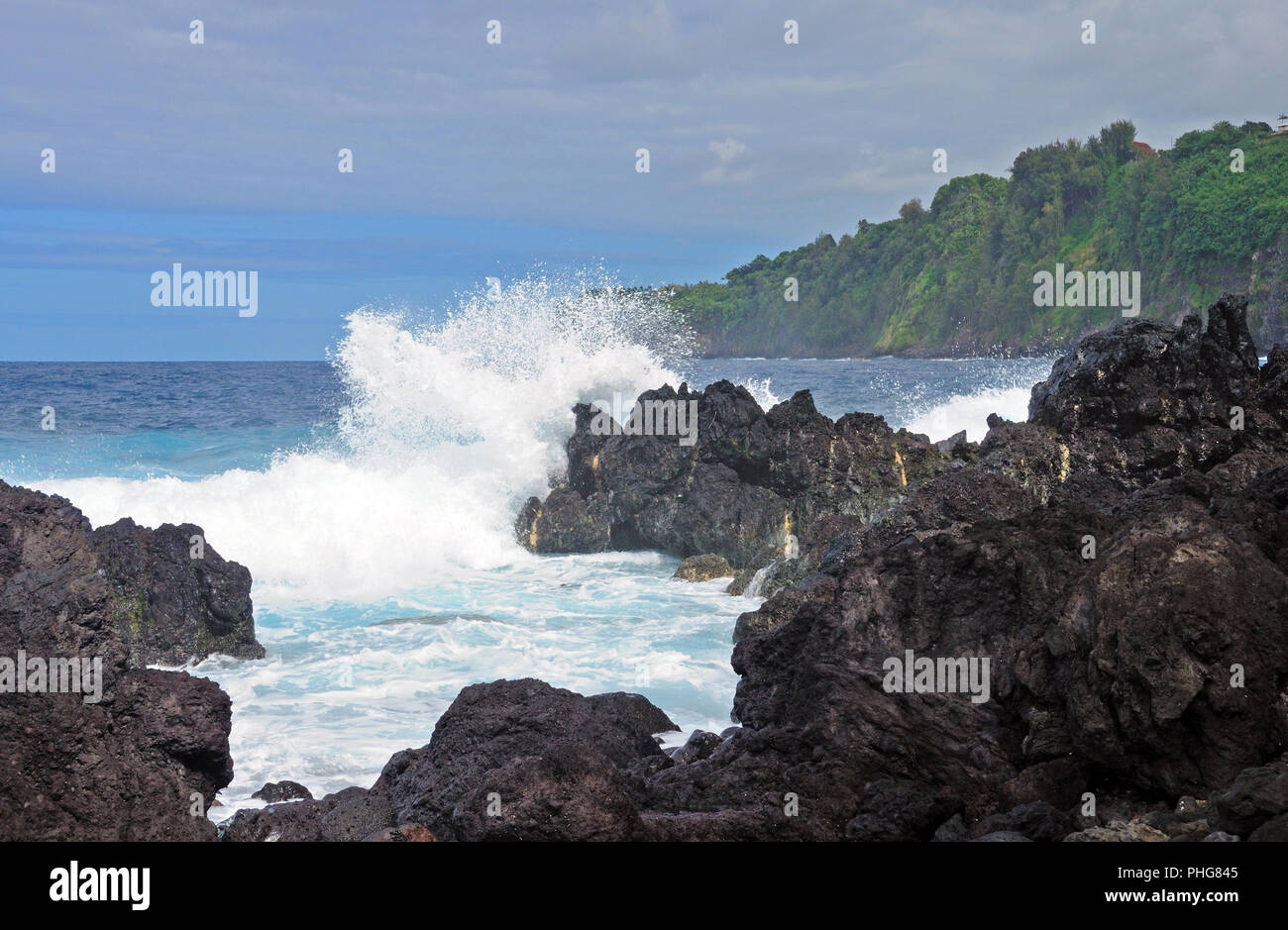 Waves and rocks on the East Coast of the Big Island of Hawaii Stock ...