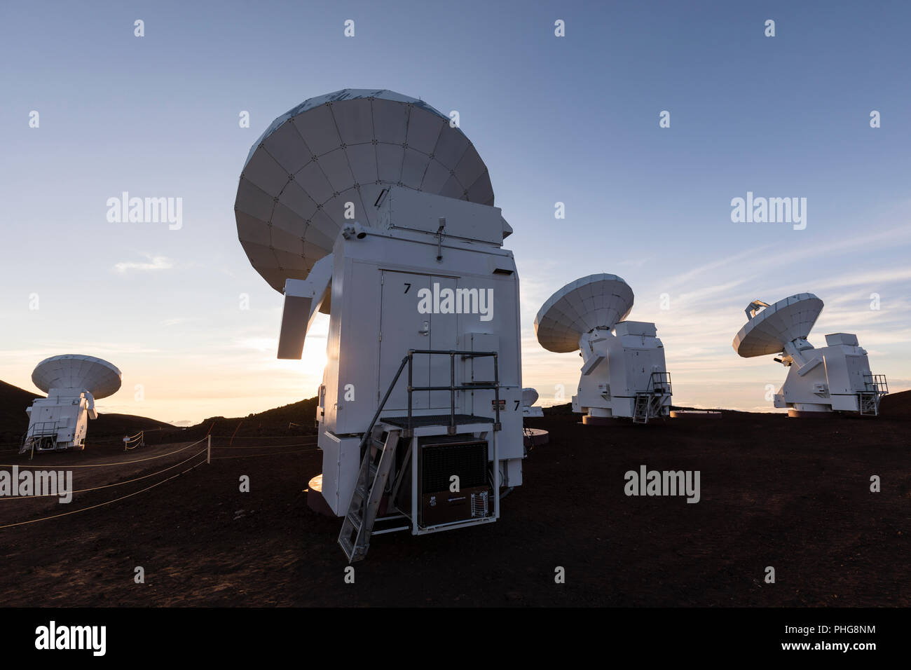 Mauna Kea Smithsonian Submillimeter Array, Big Island, Hawaii Stock ...