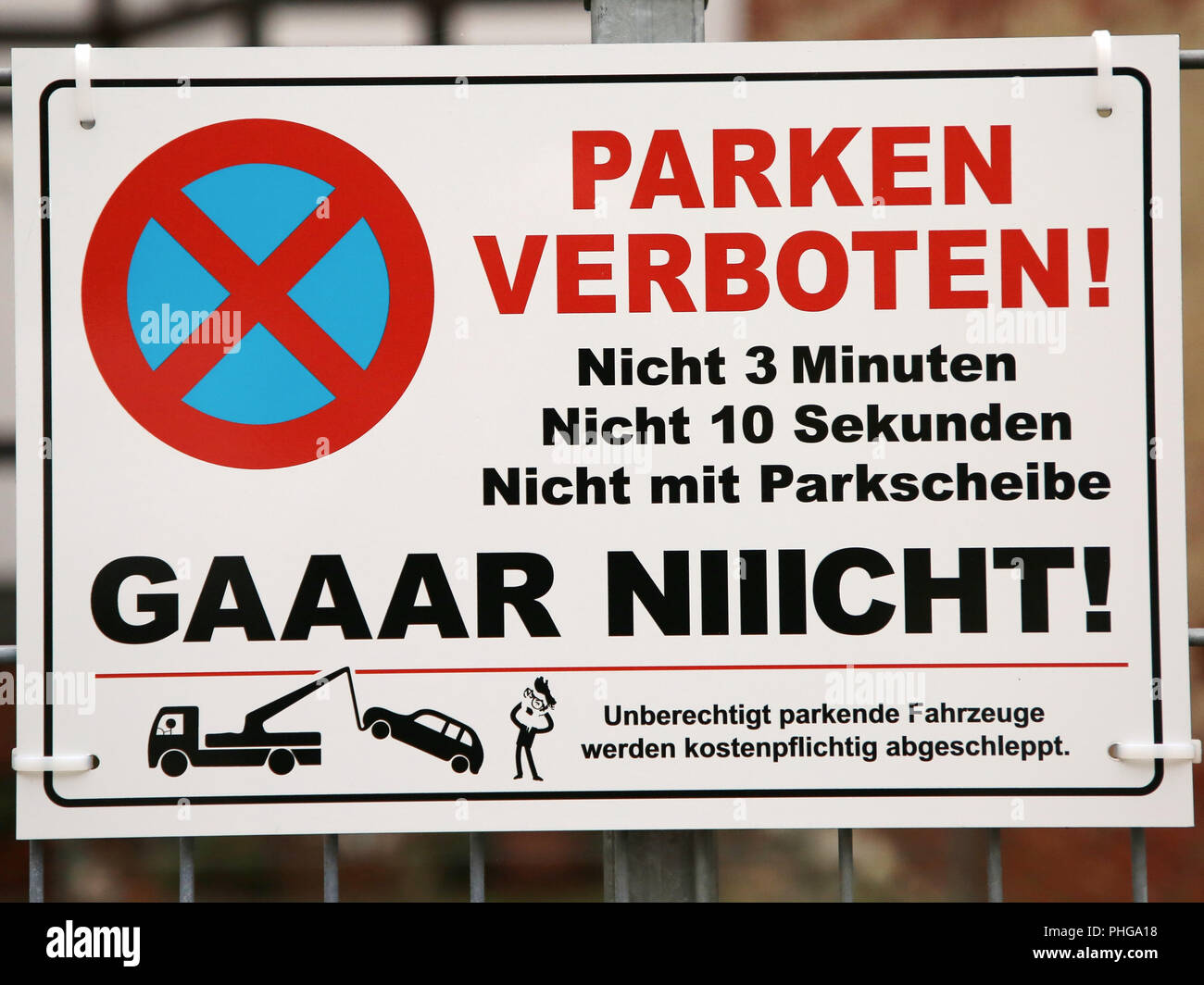 Prohibited parking hi-res stock photography and images - Alamy