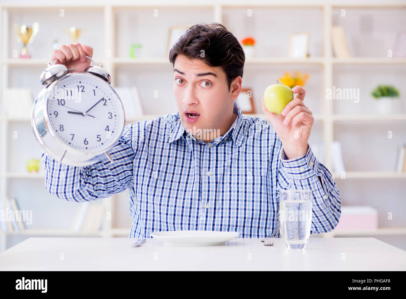 Concept of slow service in the restaurant Stock Photo - Alamy