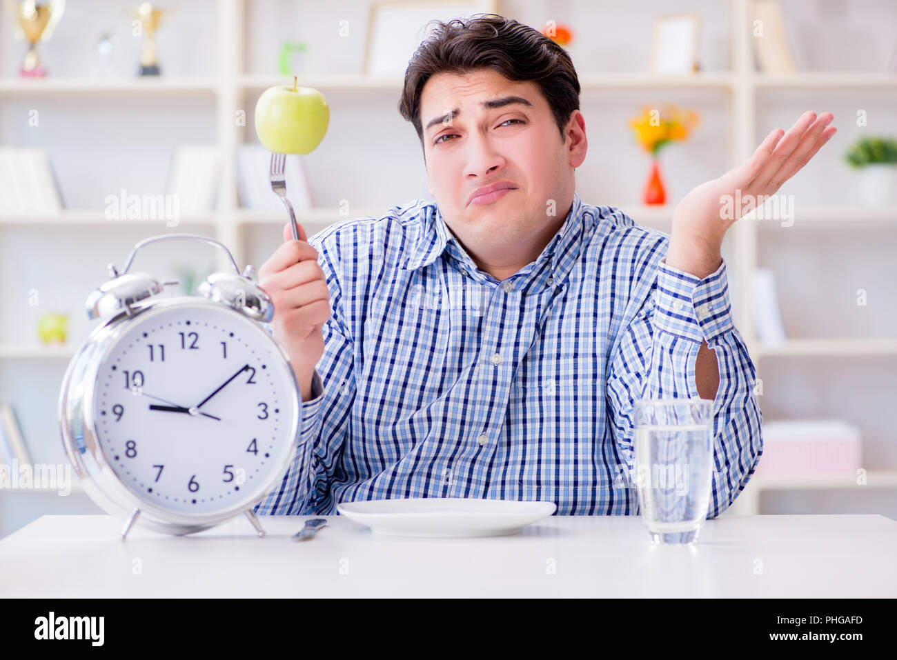 Concept of slow service in the restaurant Stock Photo - Alamy