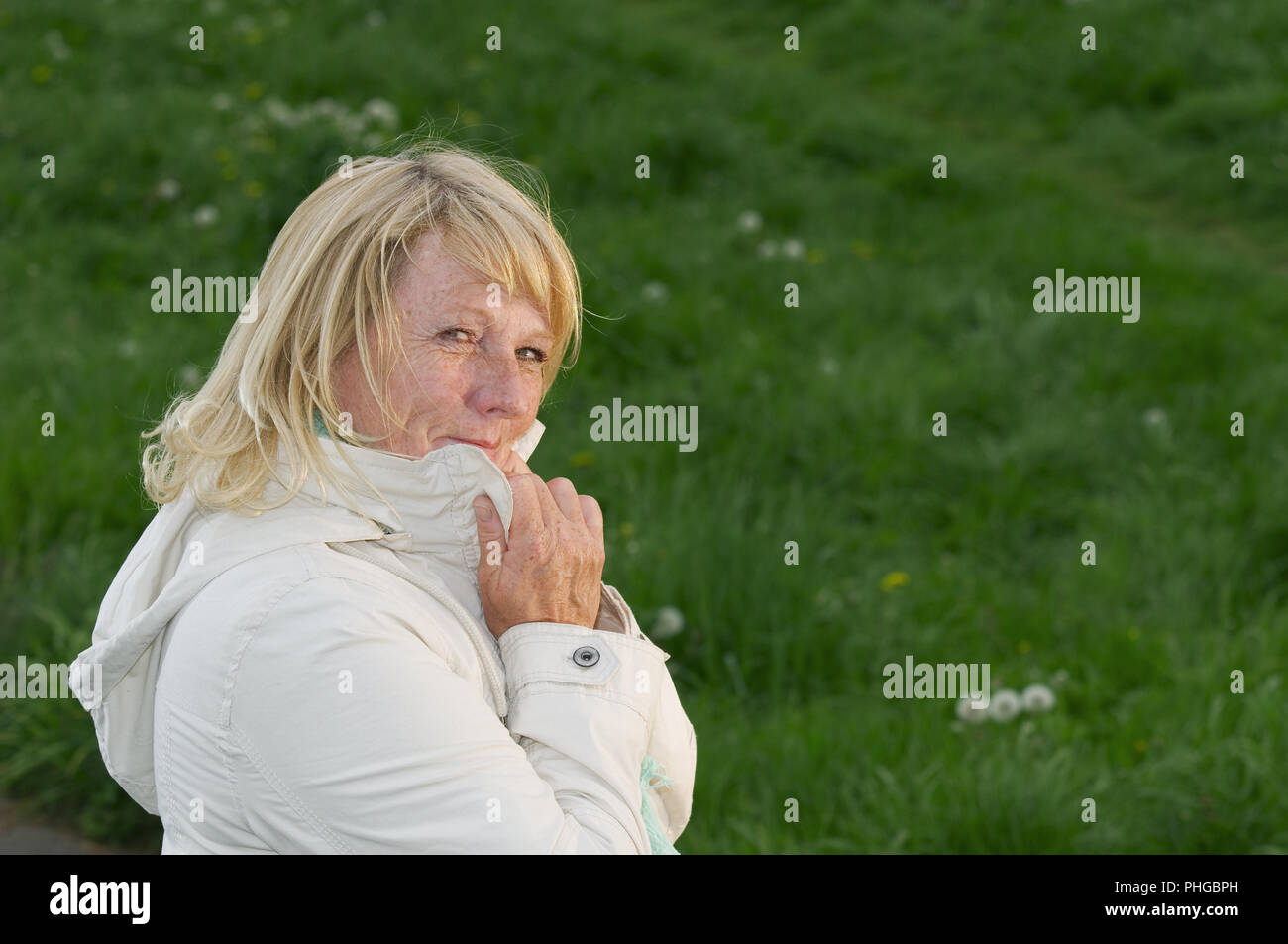 Hand on shoulder behind hi-res stock photography and images - Alamy