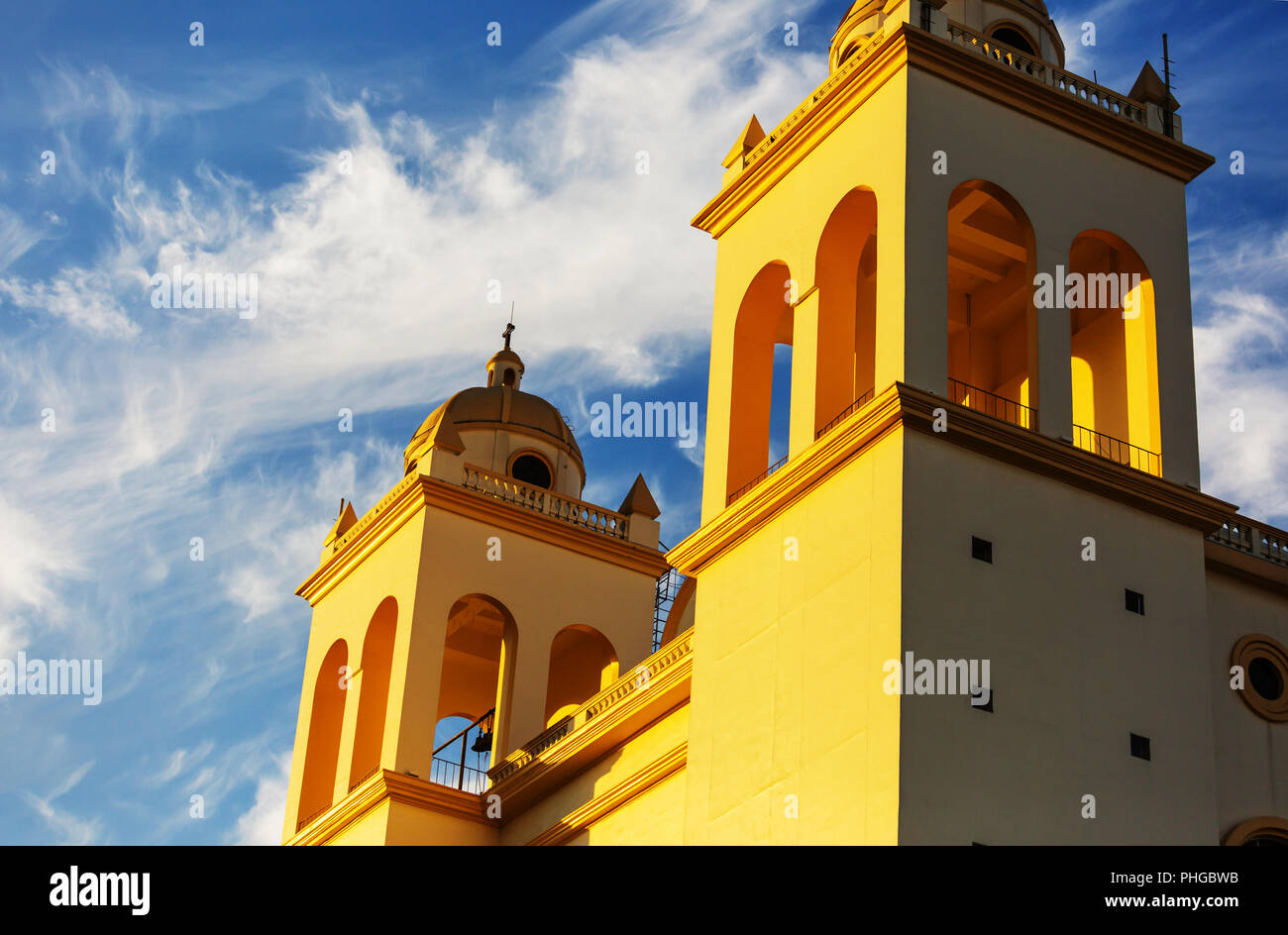 Colonial architecture in El Salvador Stock Photo - Alamy