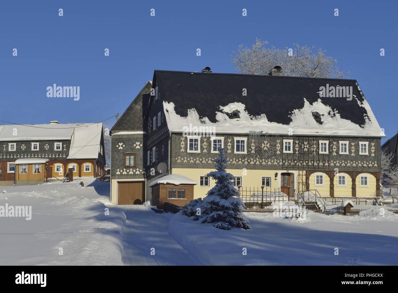 Saxon house hi-res stock photography and images - Alamy