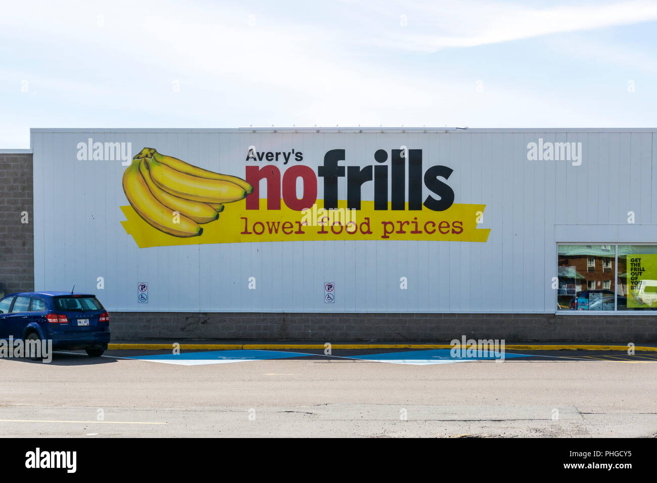No frills hi-res stock photography and images - Alamy