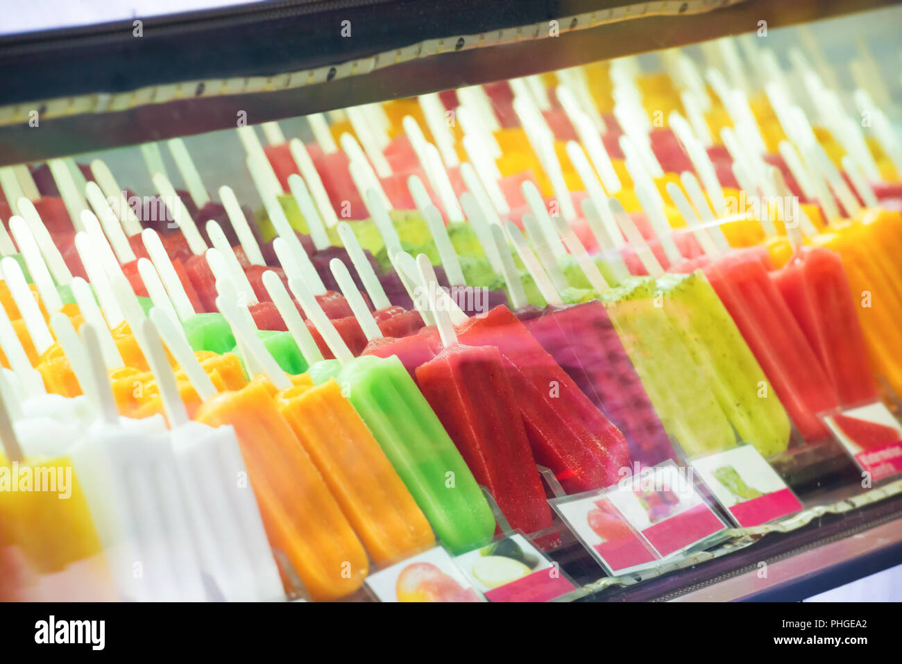 Ice boxes hi-res stock photography and images - Alamy