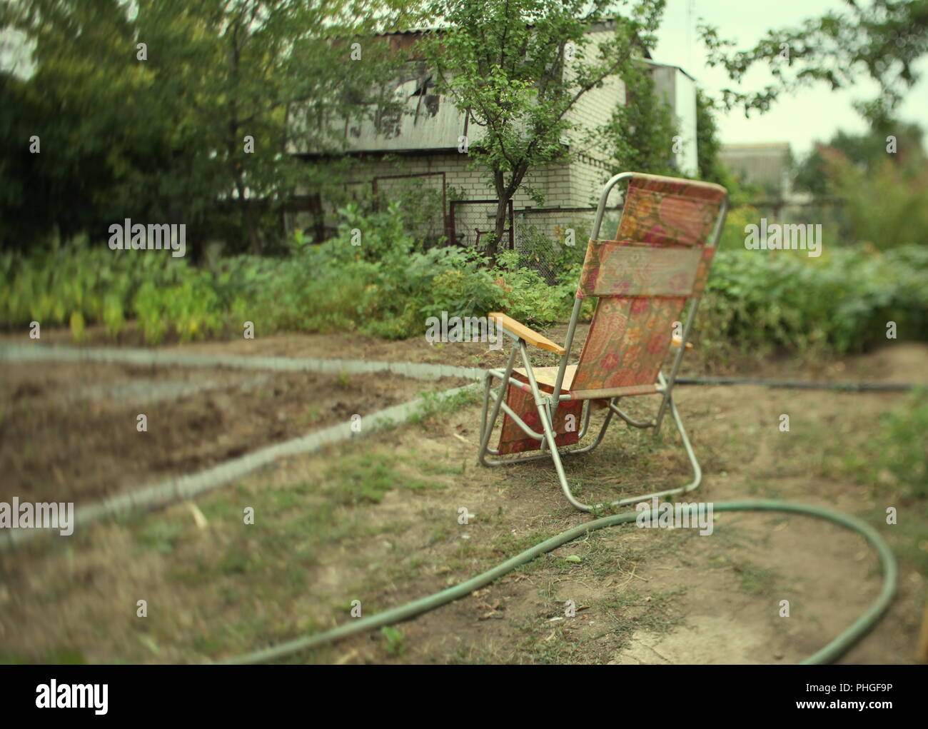 Clamshell chair hi-res stock photography and images - Alamy