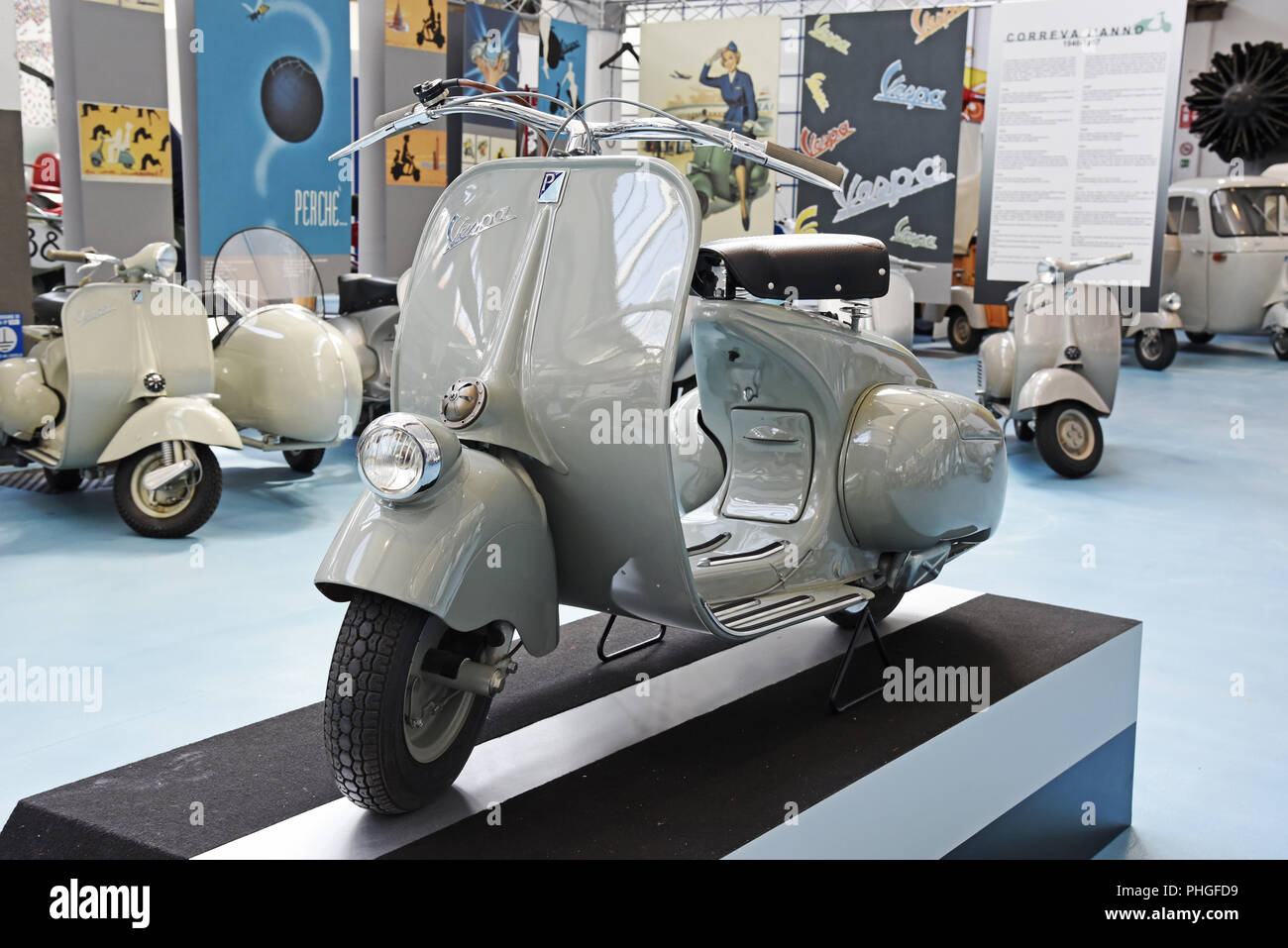 Piaggio vespa museum hi-res stock photography and images - Alamy