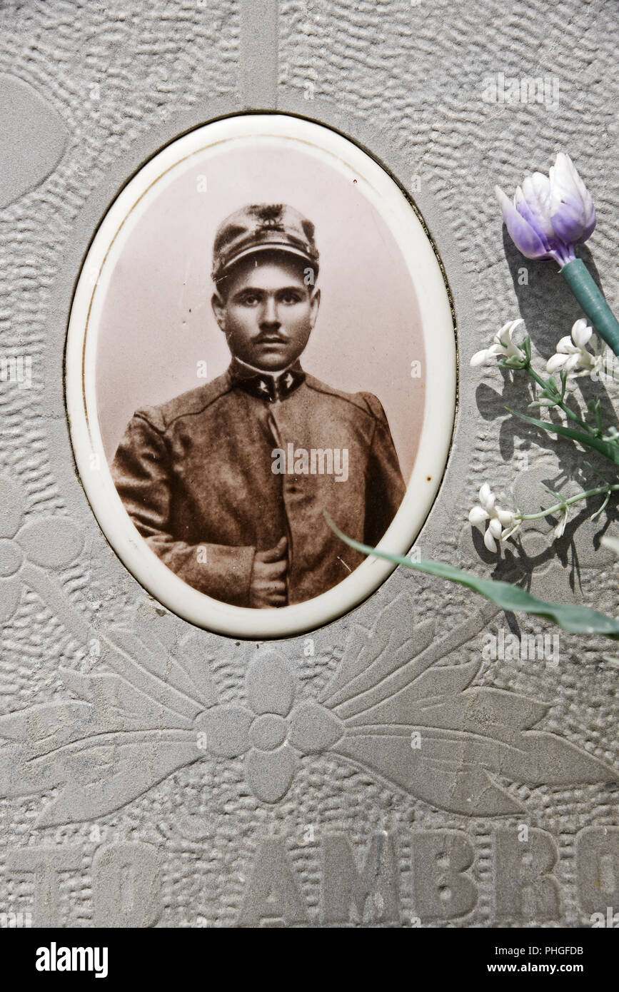 Dead southern soldier hi-res stock photography and images - Alamy