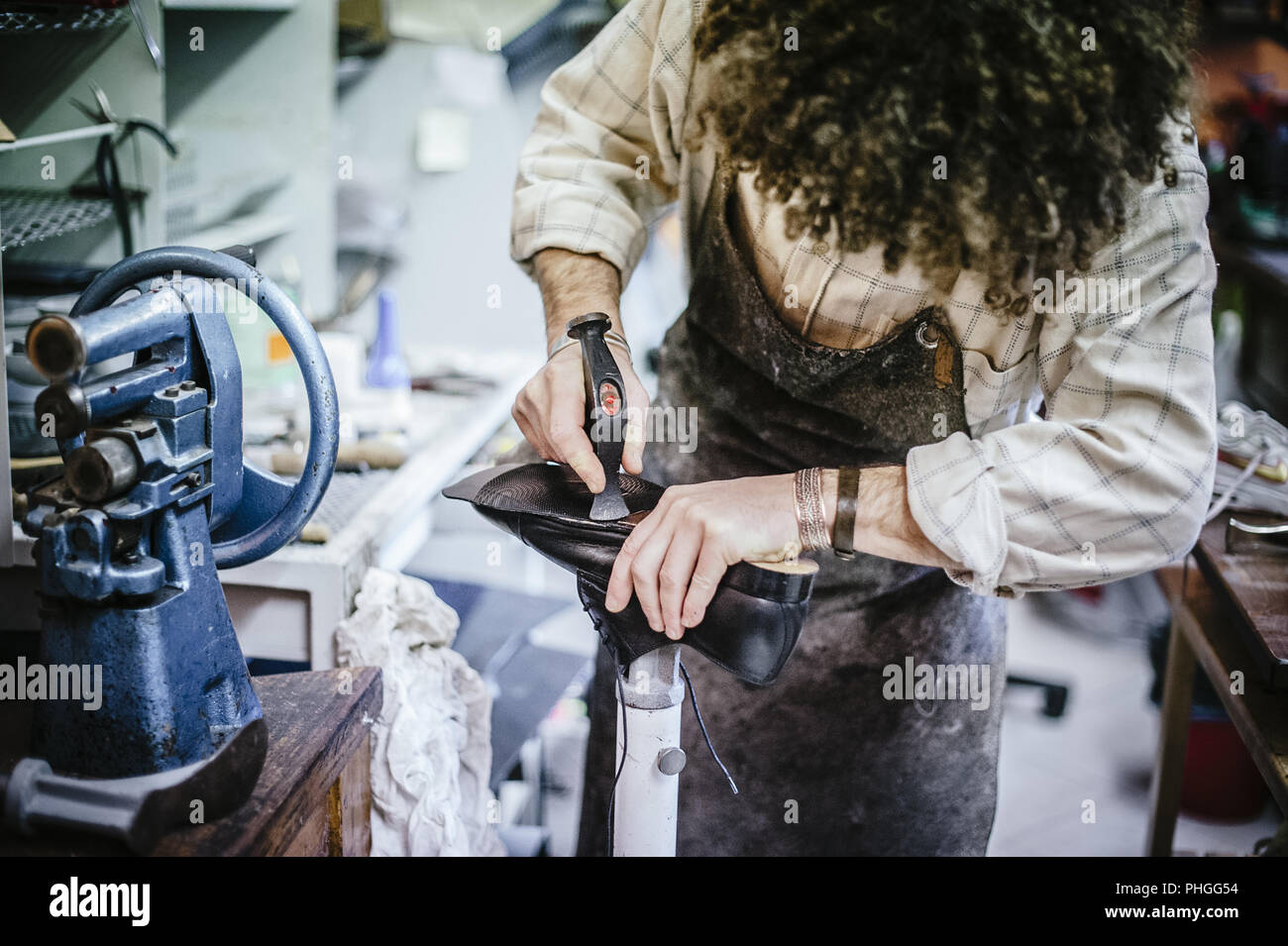 Adjusts hi-res stock photography and images - Alamy
