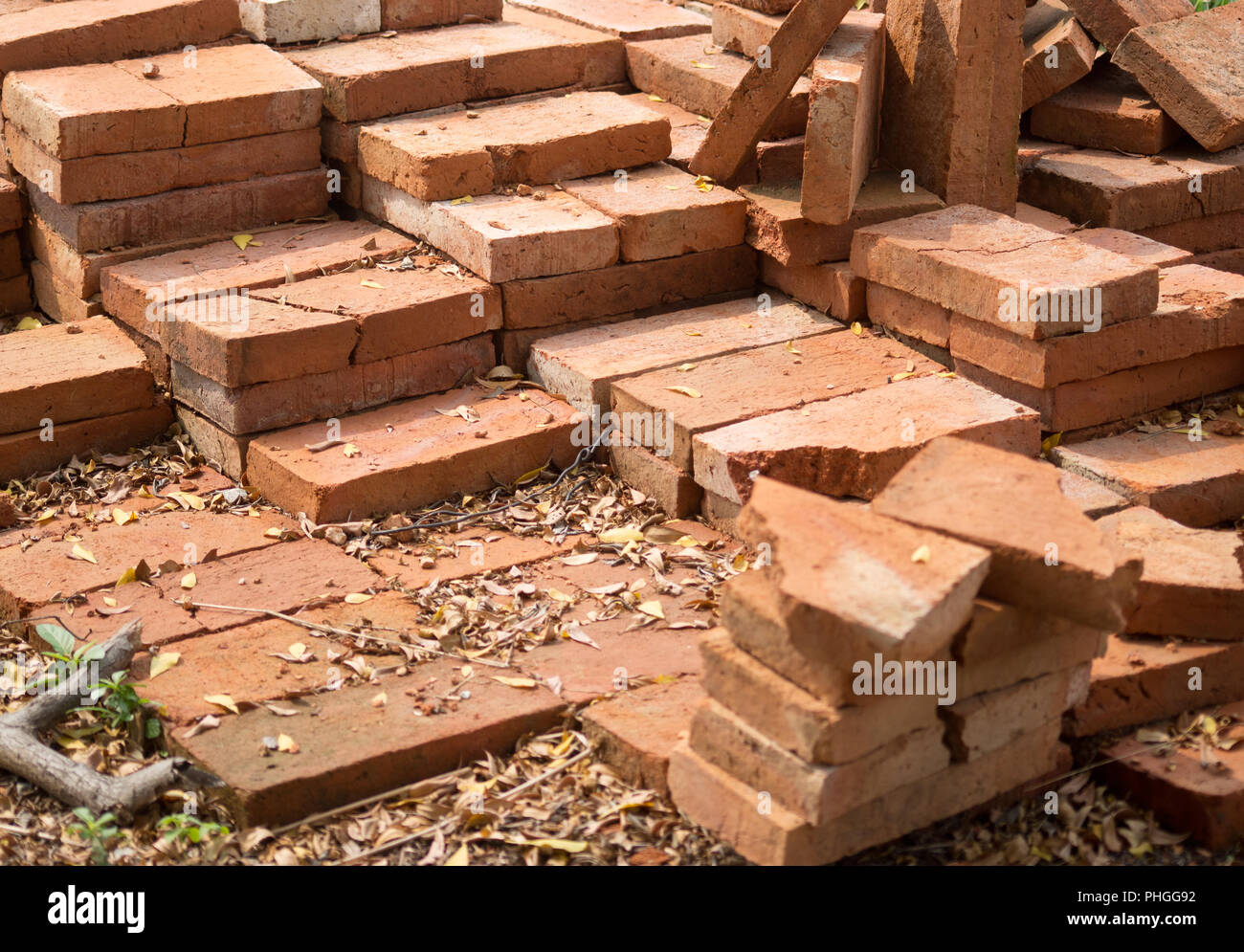 Backdrop of red bricks hi-res stock photography and images - Alamy