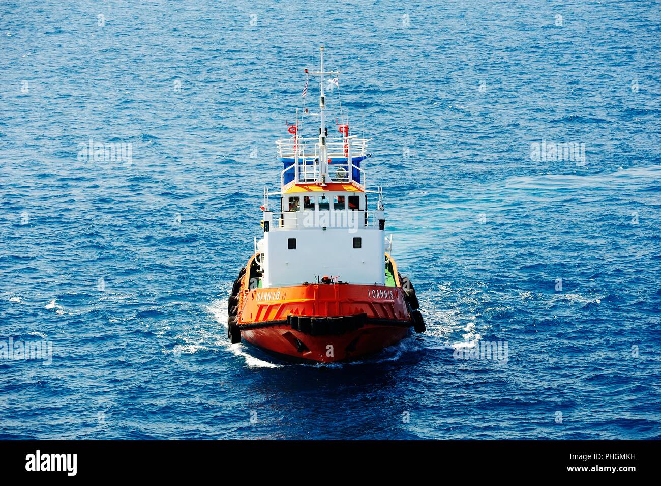 Hellenic tug boats hi-res stock photography and images - Alamy