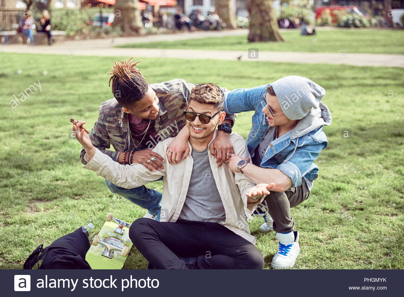 Teenagers Fighting High Resolution Stock Photography and Images - Alamy