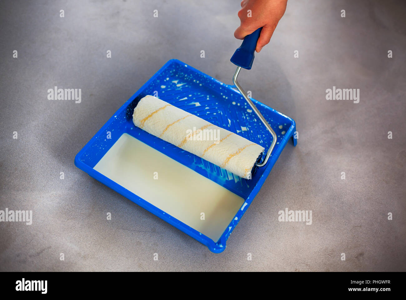 Hand paint hi-res stock photography and images - Alamy