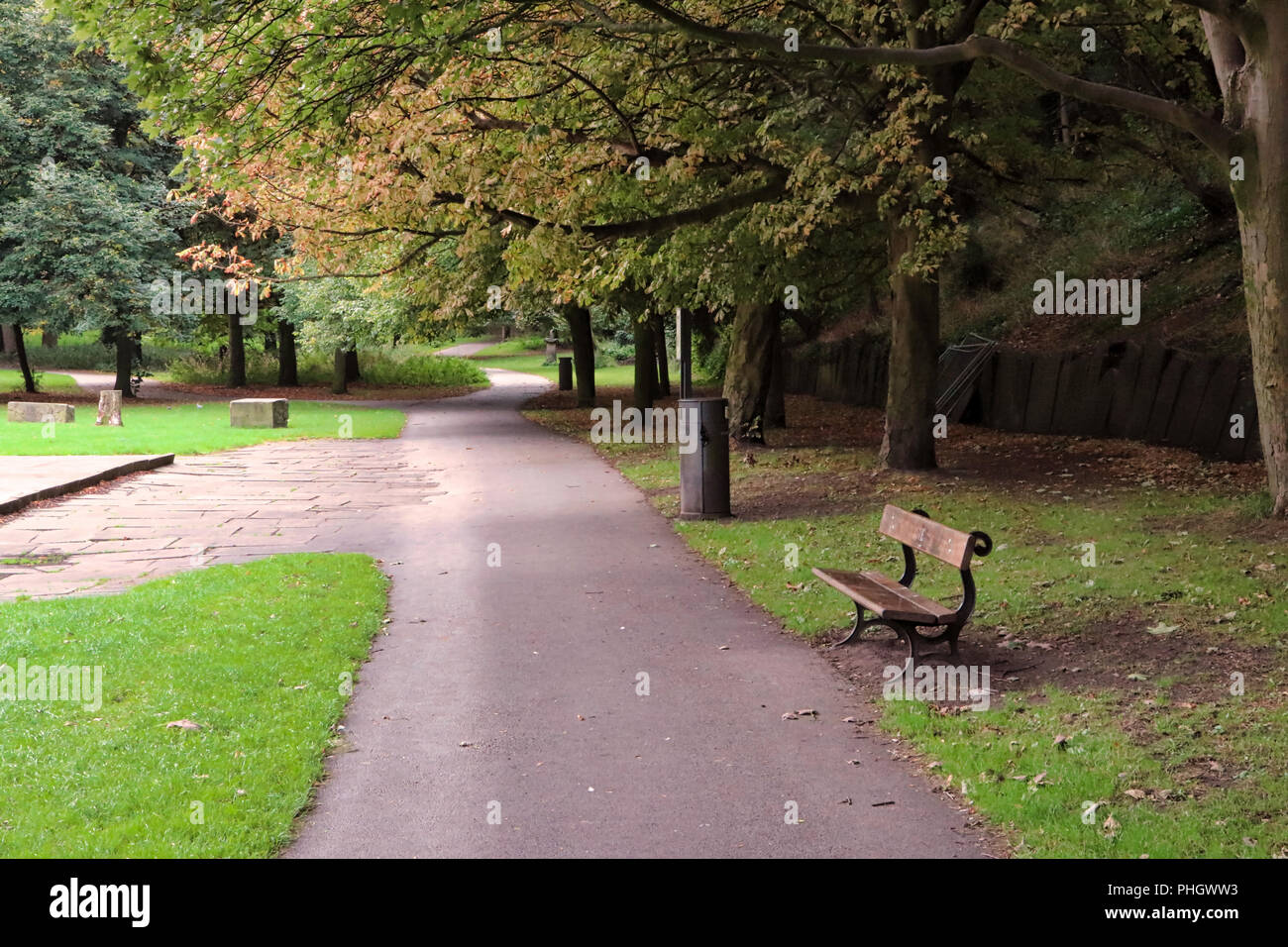 Early autumn colours hi-res stock photography and images - Alamy