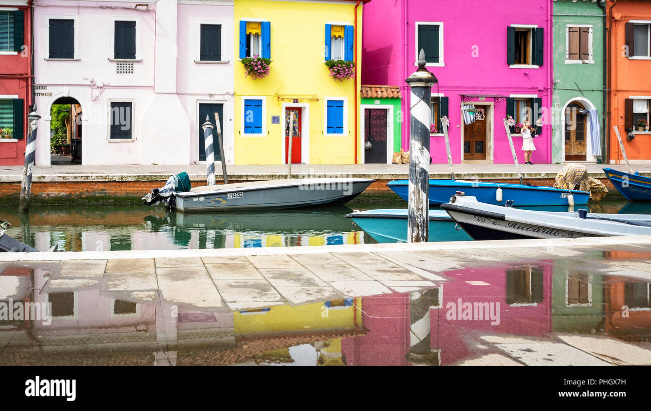 Puddle sea water hi-res stock photography and images - Alamy