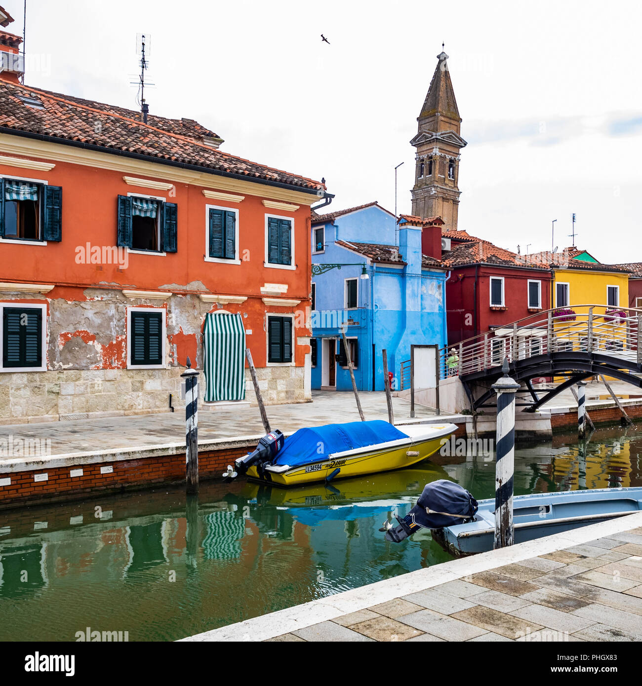 Colors in burano hi-res stock photography and images - Alamy