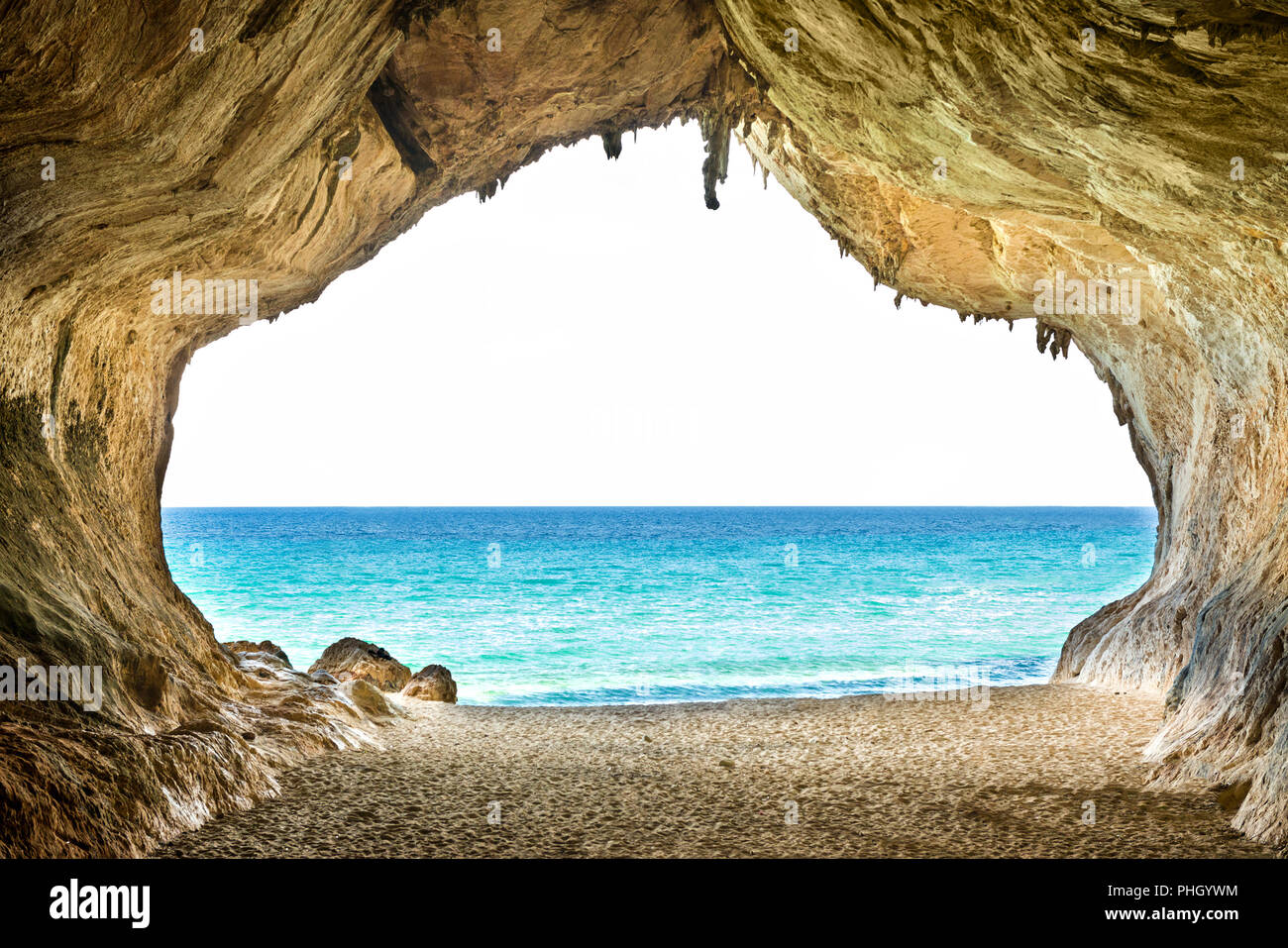 Big empty cave with entrance to sea Stock Photo - Alamy