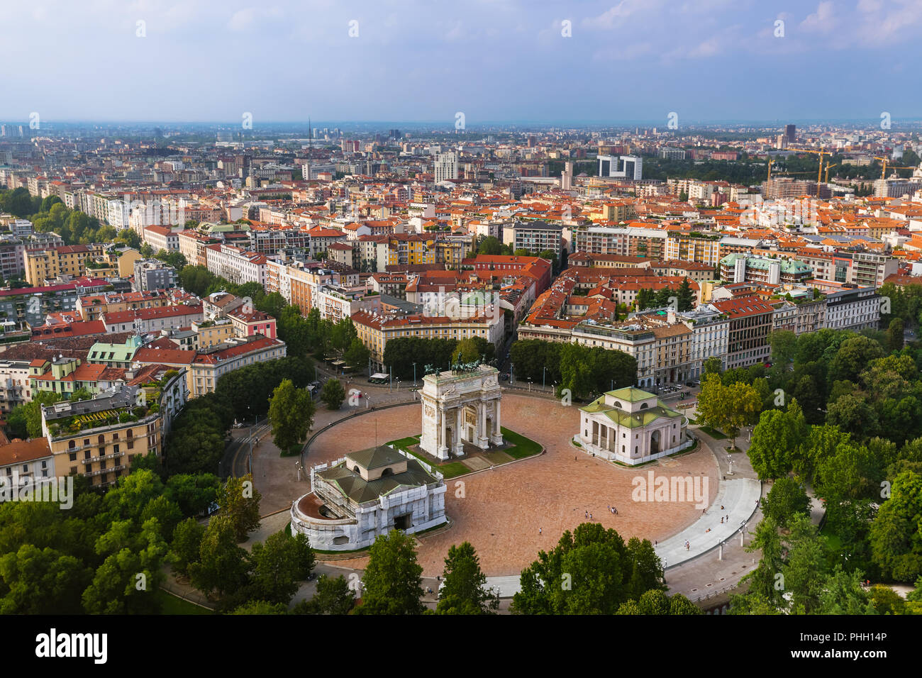 Italy city milan peace hi-res stock photography and images - Alamy