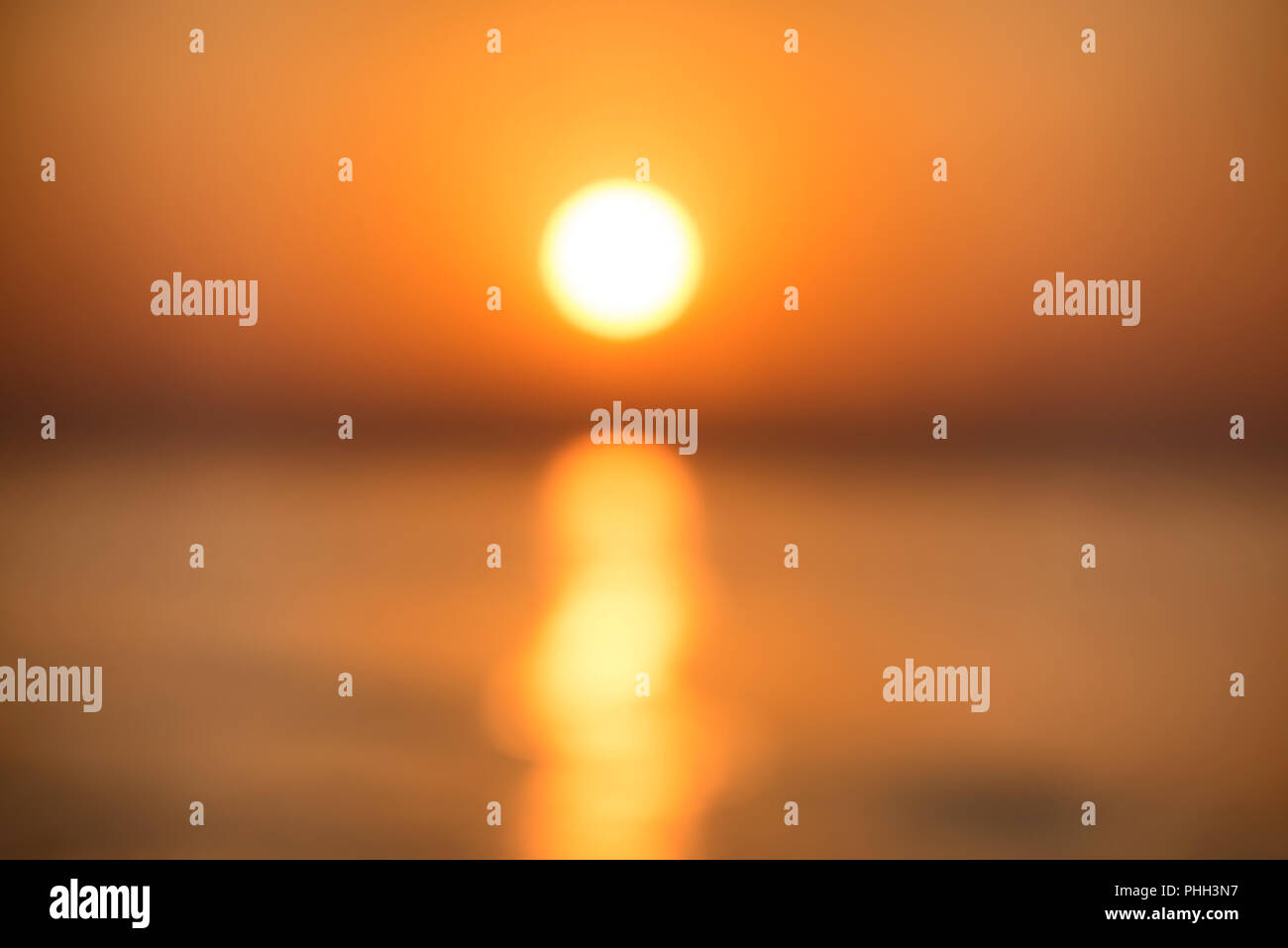 Abstract blurry sunset beach hi-res stock photography and images - Alamy