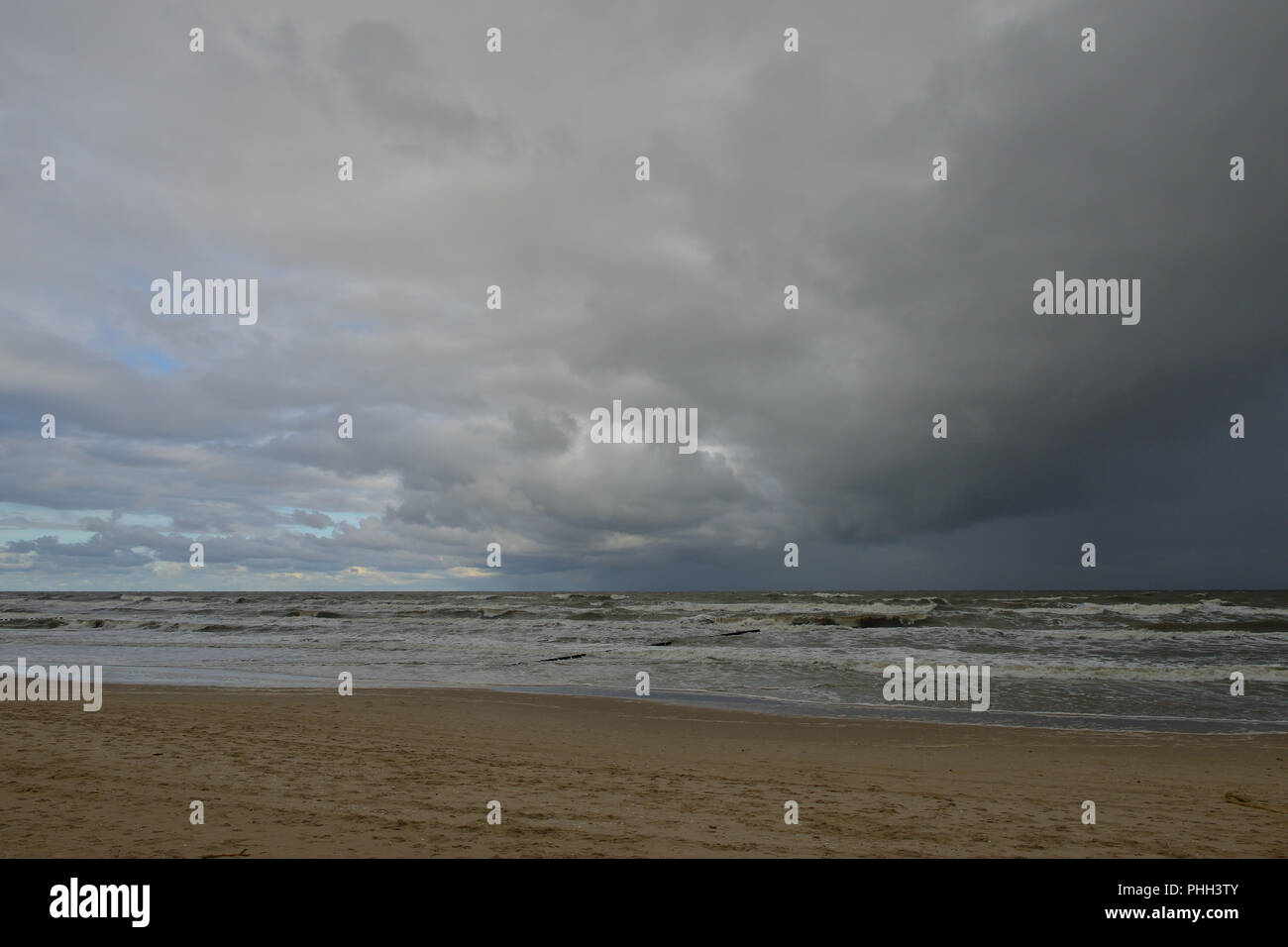Autumn storm sea clouds wind hi-res stock photography and images - Alamy