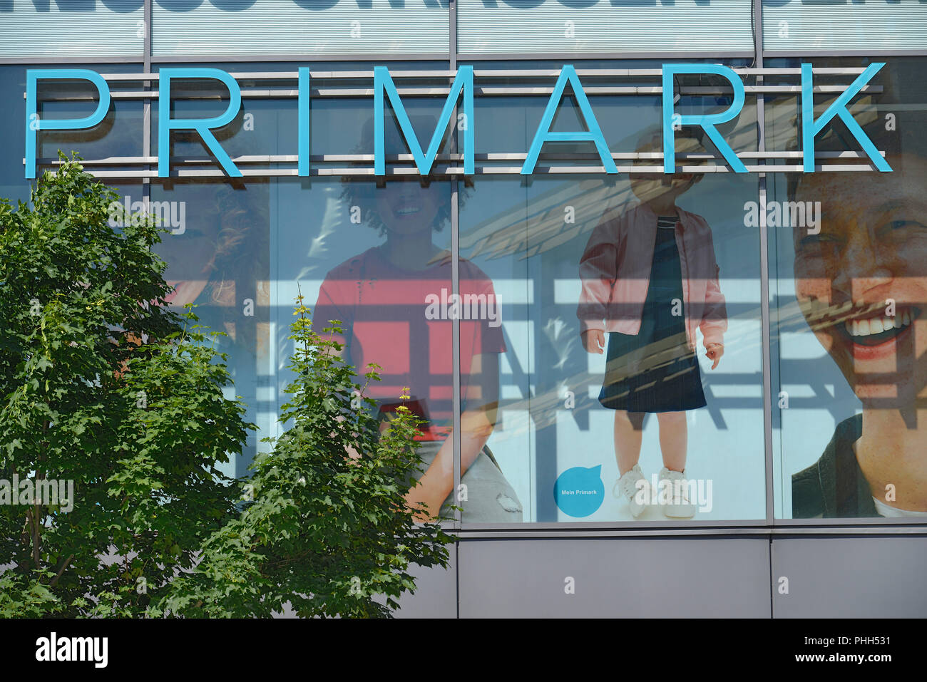 Primark, SCC, Schlossstrasse, Steglitz, Berlin, Deutschland Stock Photo ...
