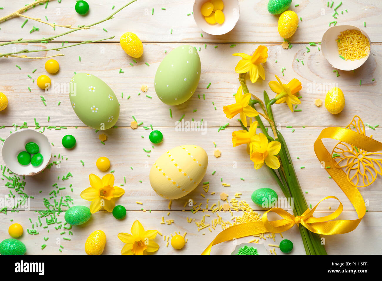Easter Background with Easter Eggs and Spring Flowers Stock Photo - Alamy