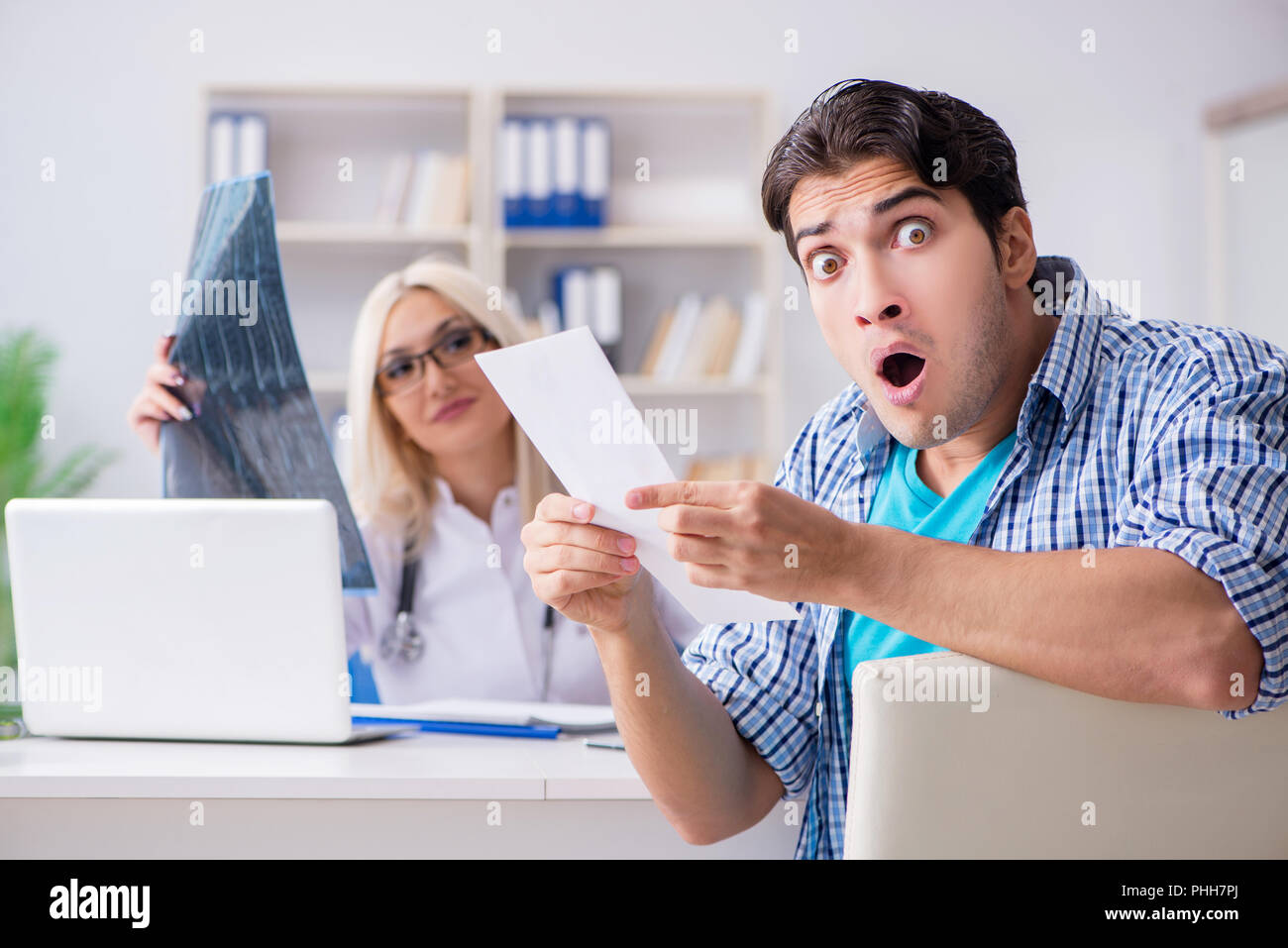 Upset angry patient doctor hi-res stock photography and images - Alamy