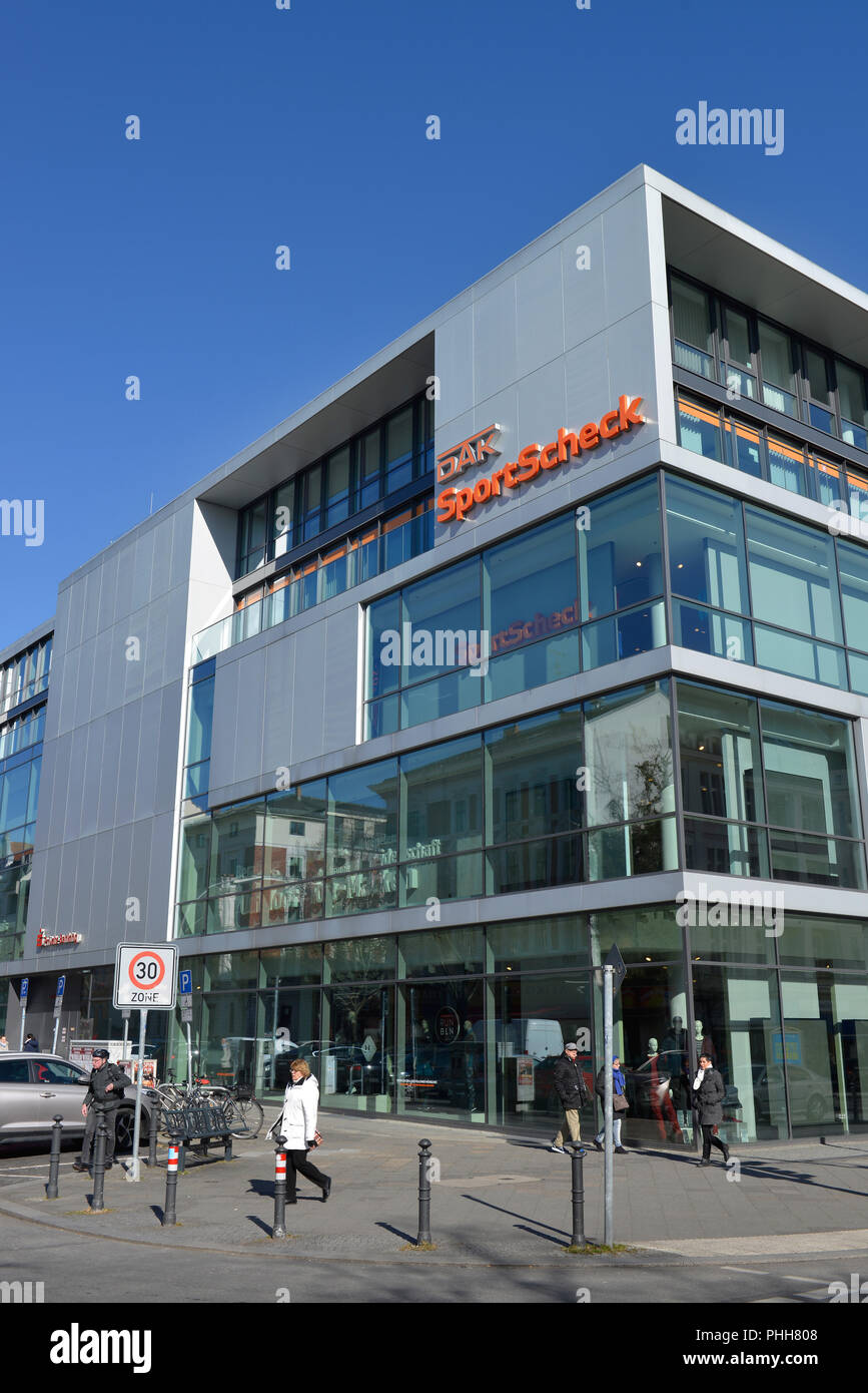 Sportscheck, Schlossstrasse, Steglitz, Berlin, Deutschland Stock Photo ...
