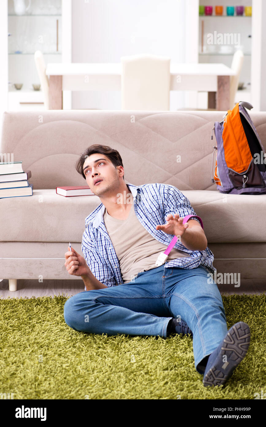 Student drug overdose hi-res stock photography and images - Alamy