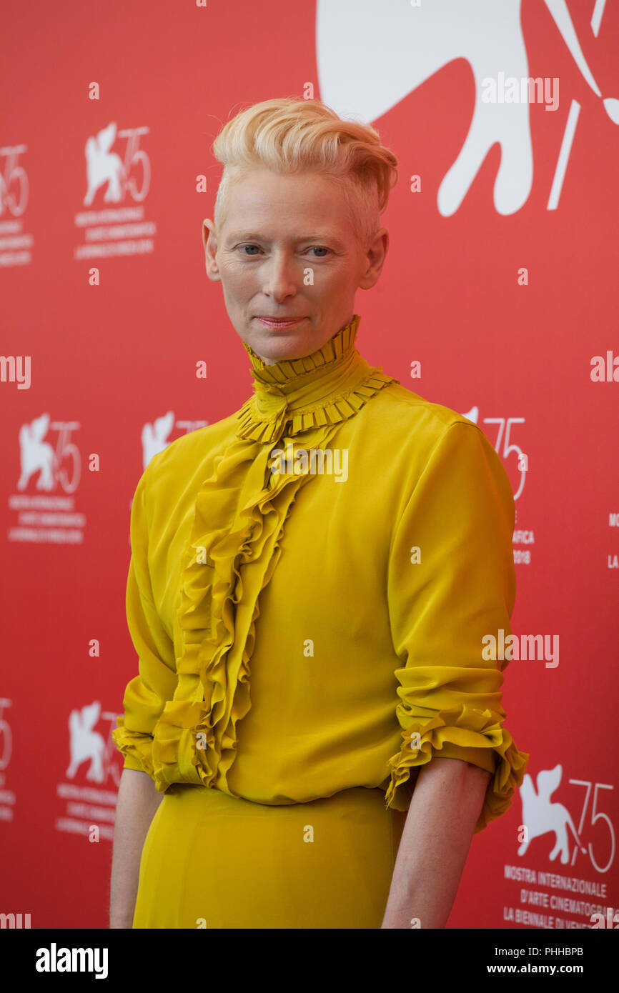 Tilda swinton venezia hi-res stock photography and images - Alamy