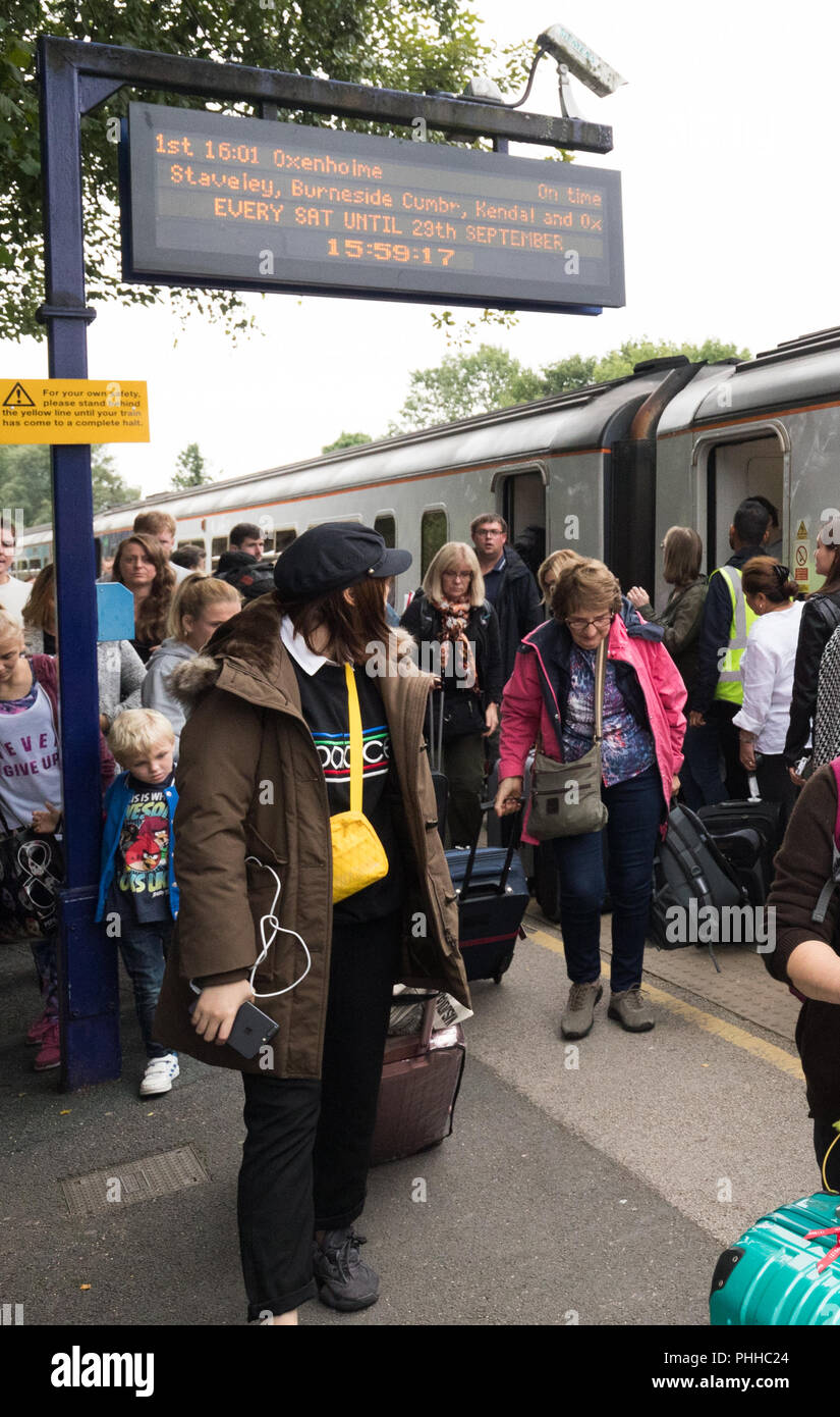 Northern rail service hi-res stock photography and images - Alamy