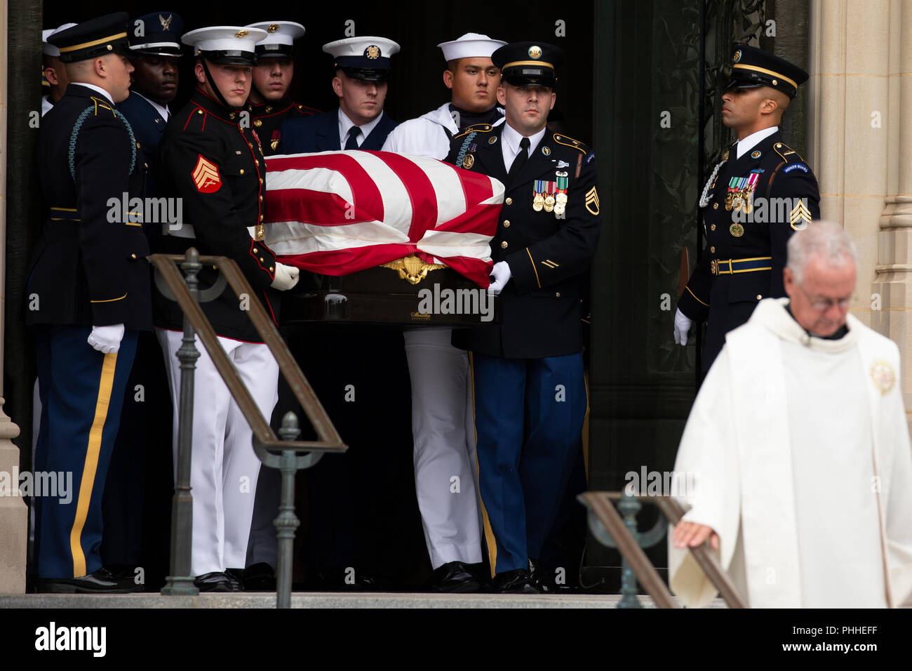 Washington, United States Of America. 01st Sep, 2018. A Military Honor ...