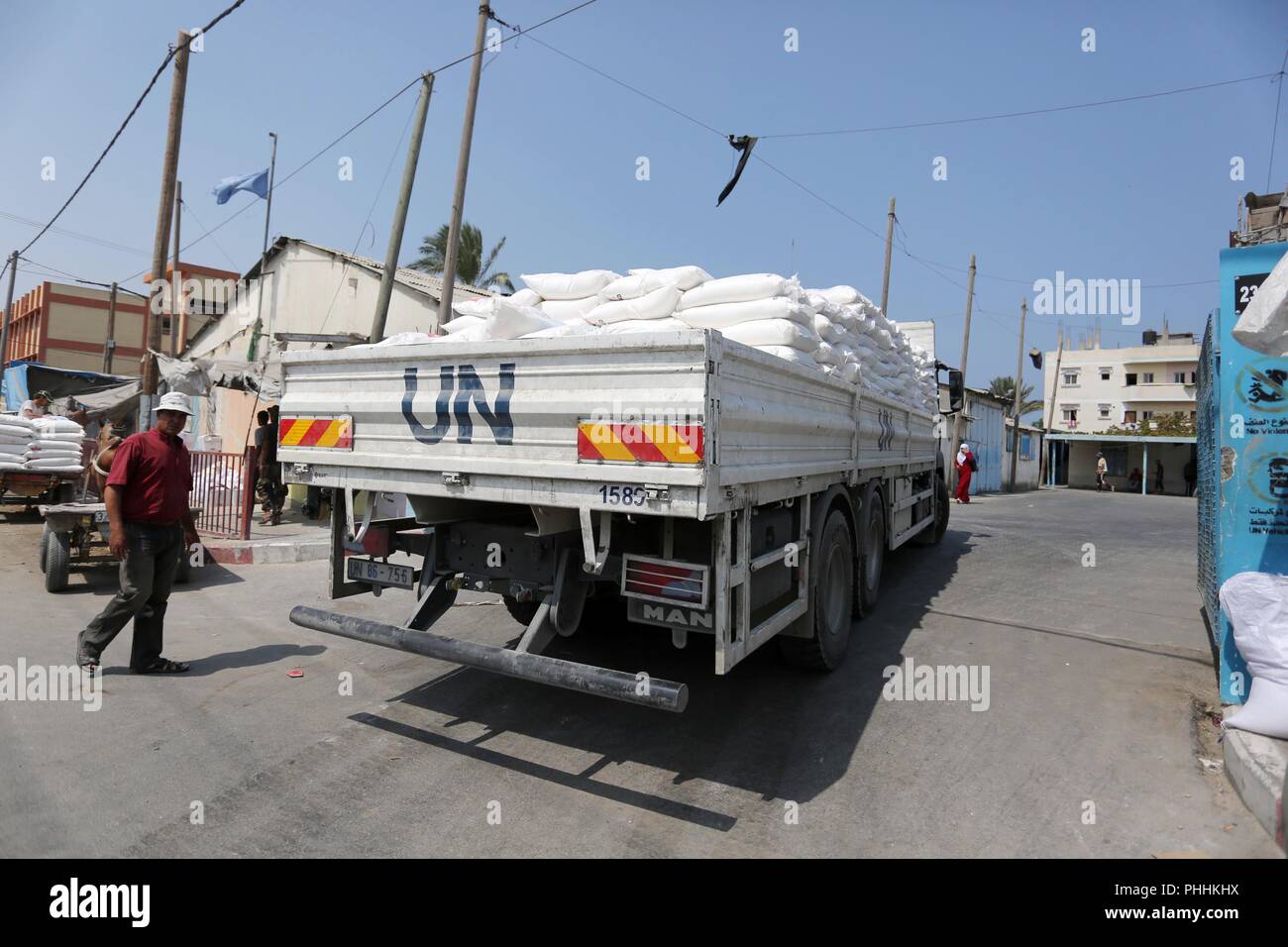 United nations truck hi-res stock photography and images - Alamy