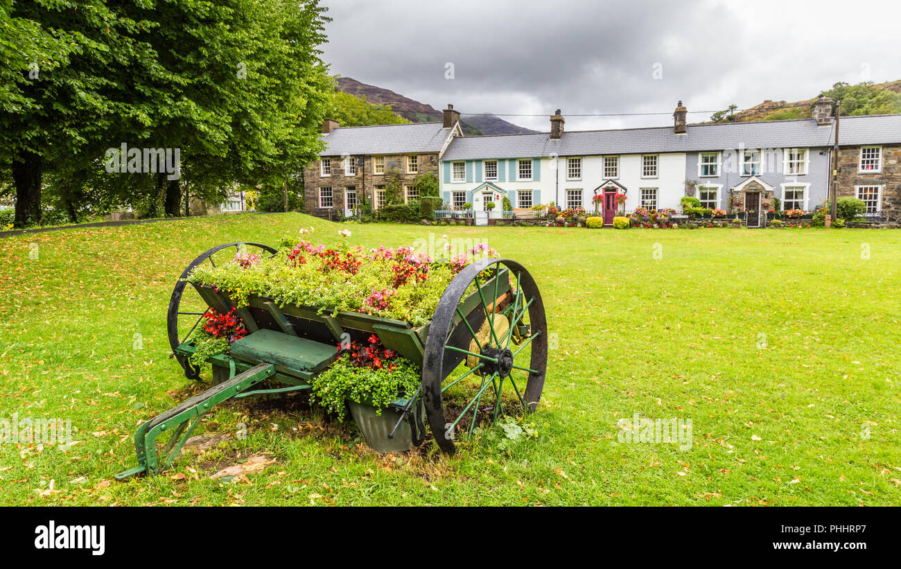 Ancient cottages Snowdonia NP, Wales, UK Stock Photo - Alamy