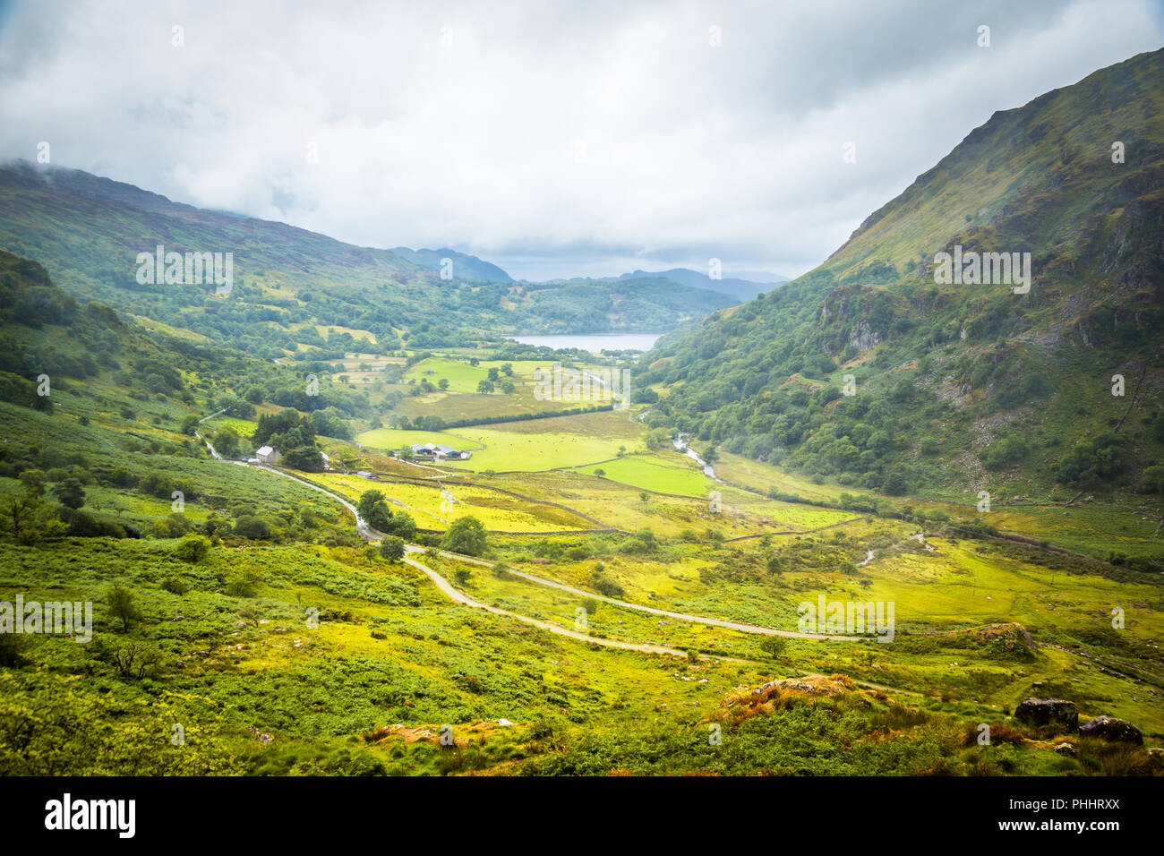Rain clouds in snowdonia hi-res stock photography and images - Alamy