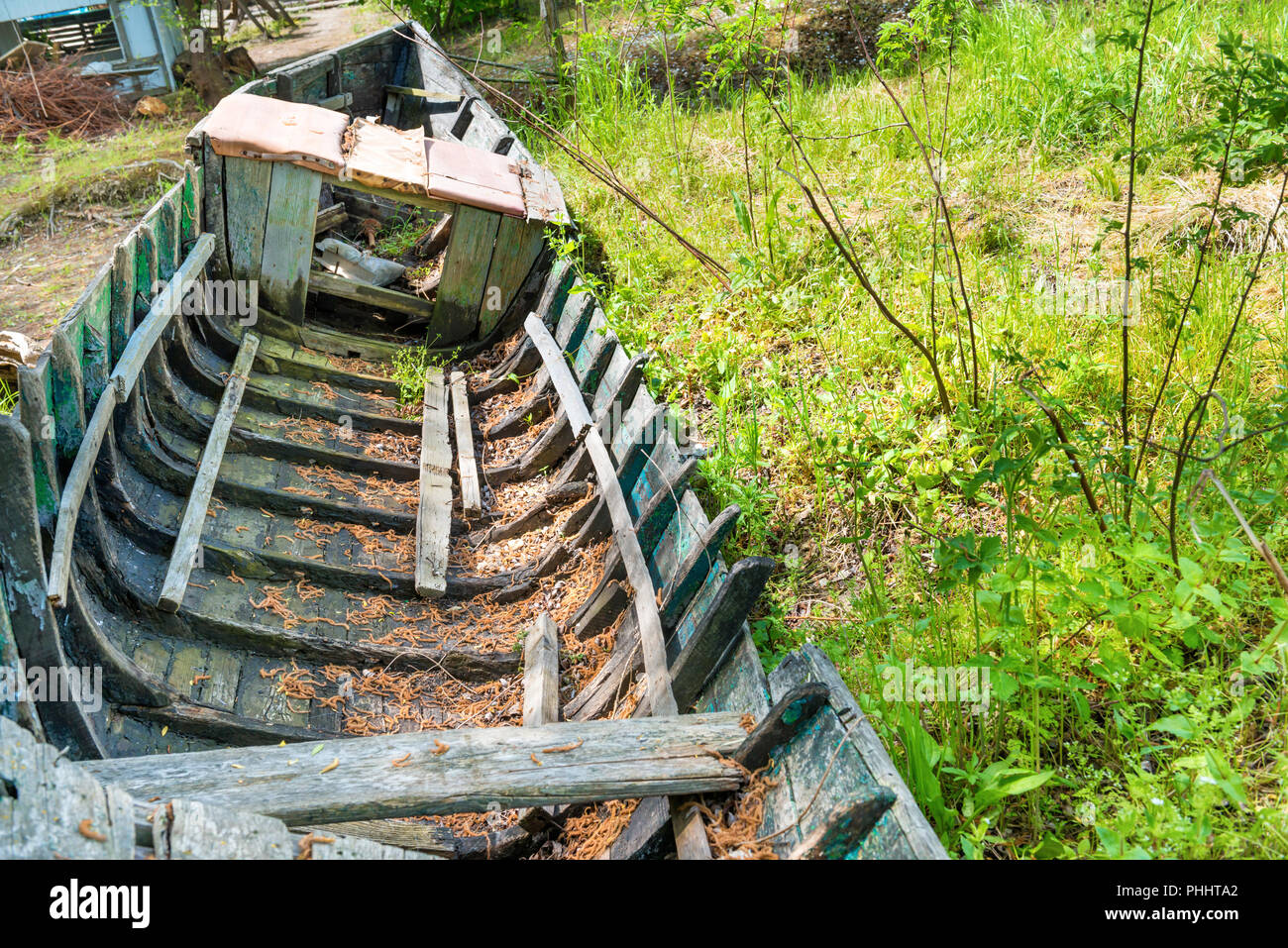 Wrecked fishing boat beach hi-res stock photography and images - Alamy