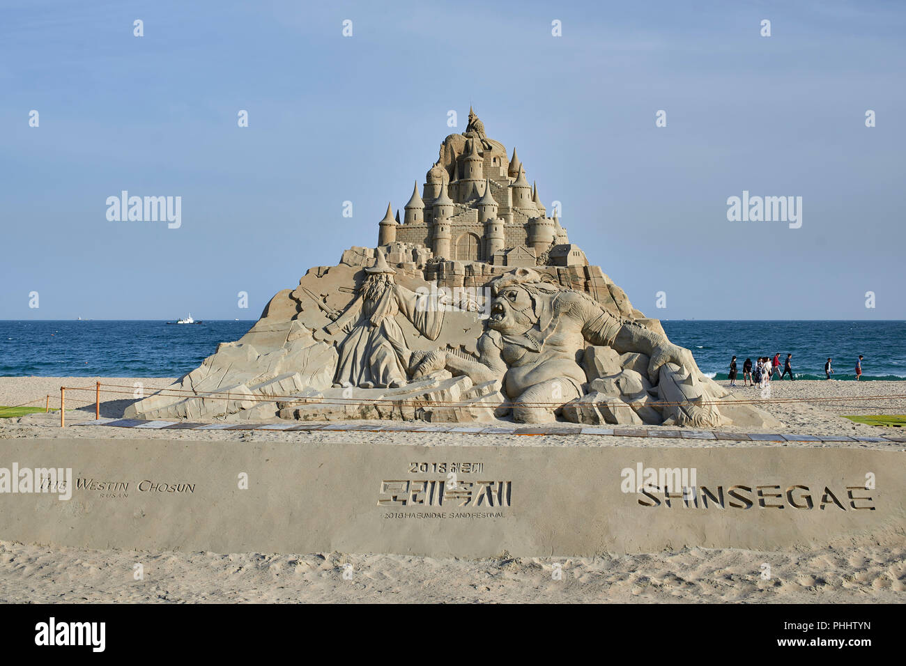 Sandcastle sand castle sculpture hi-res stock photography and images ...