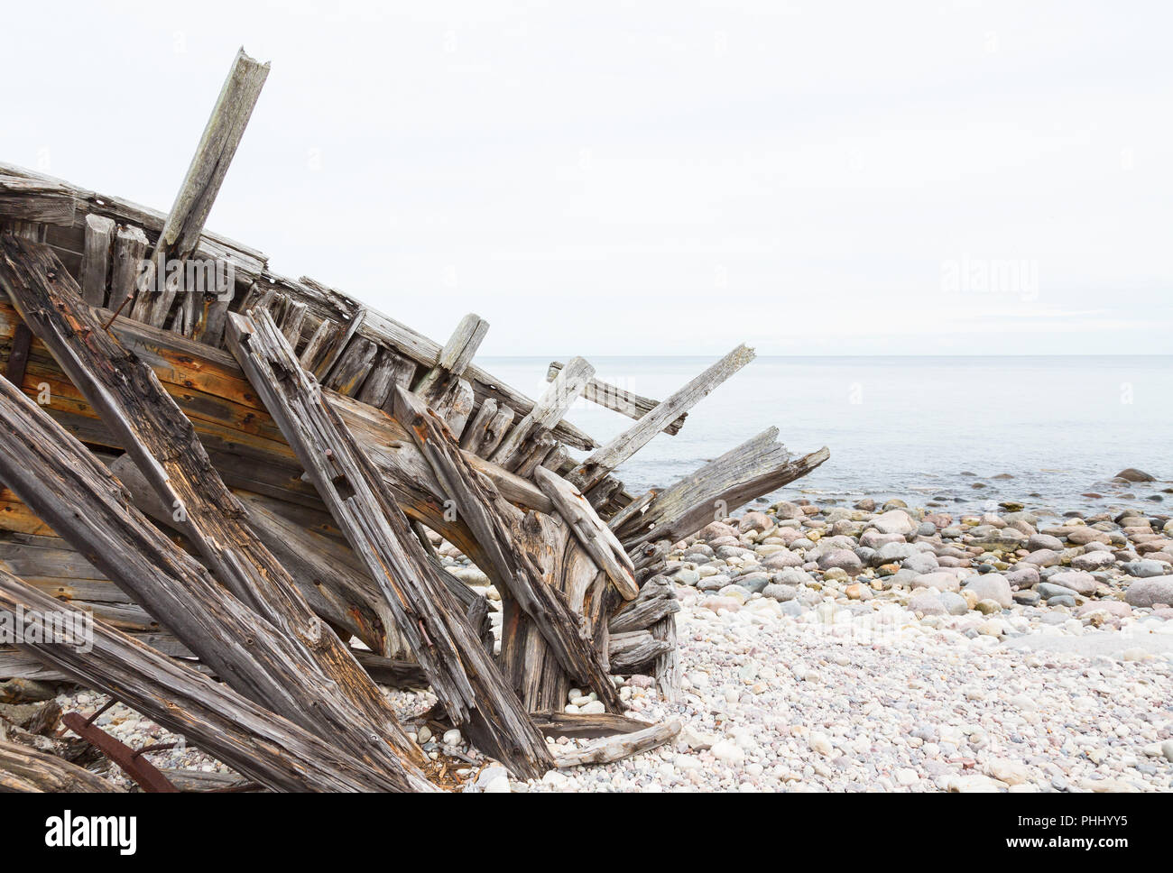 Old shipwreck hi-res stock photography and images - Alamy